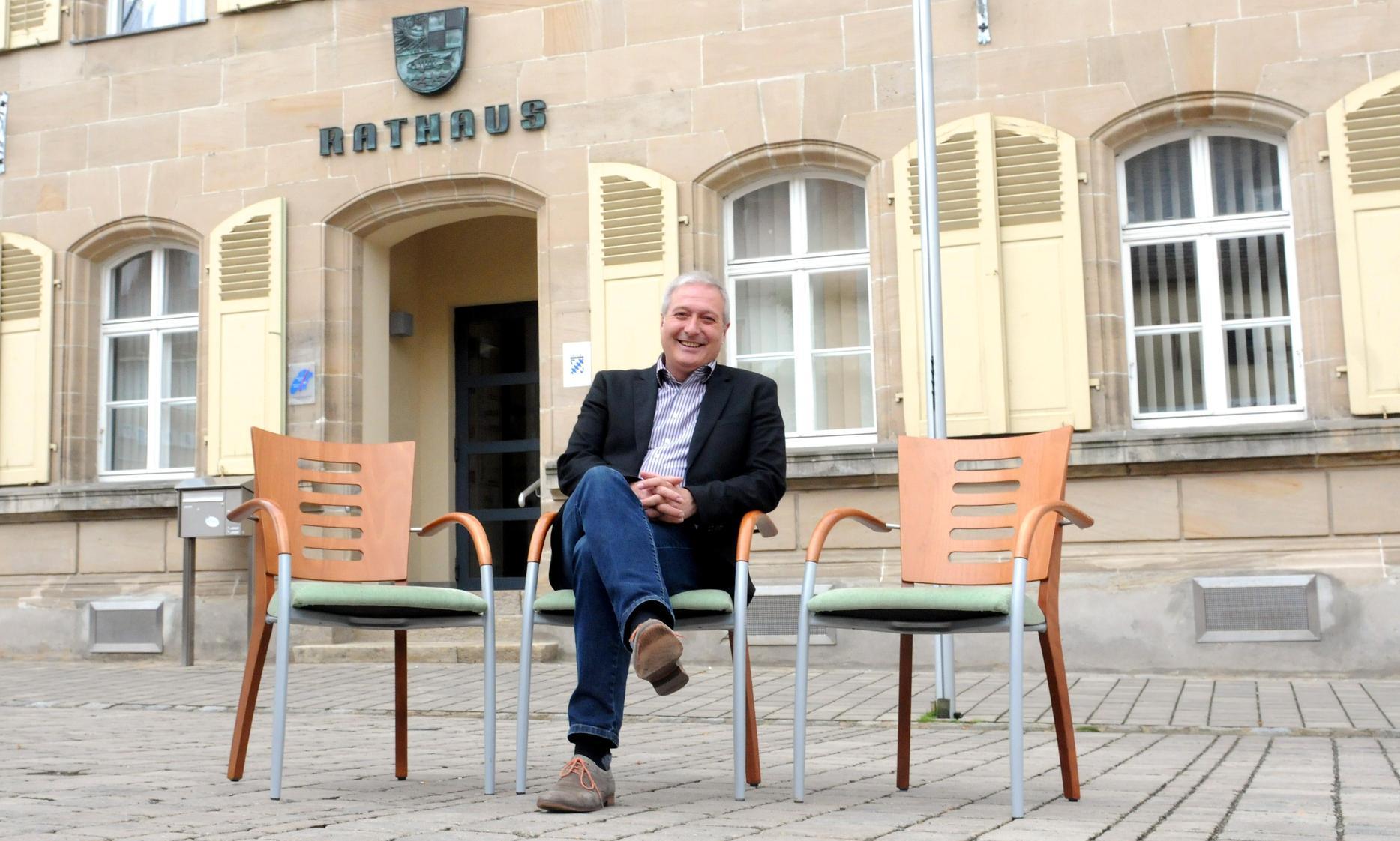 Ex-Bürgermeister Uwe Raab hält sich wegen Ehrung mit Gold noch bedeckt