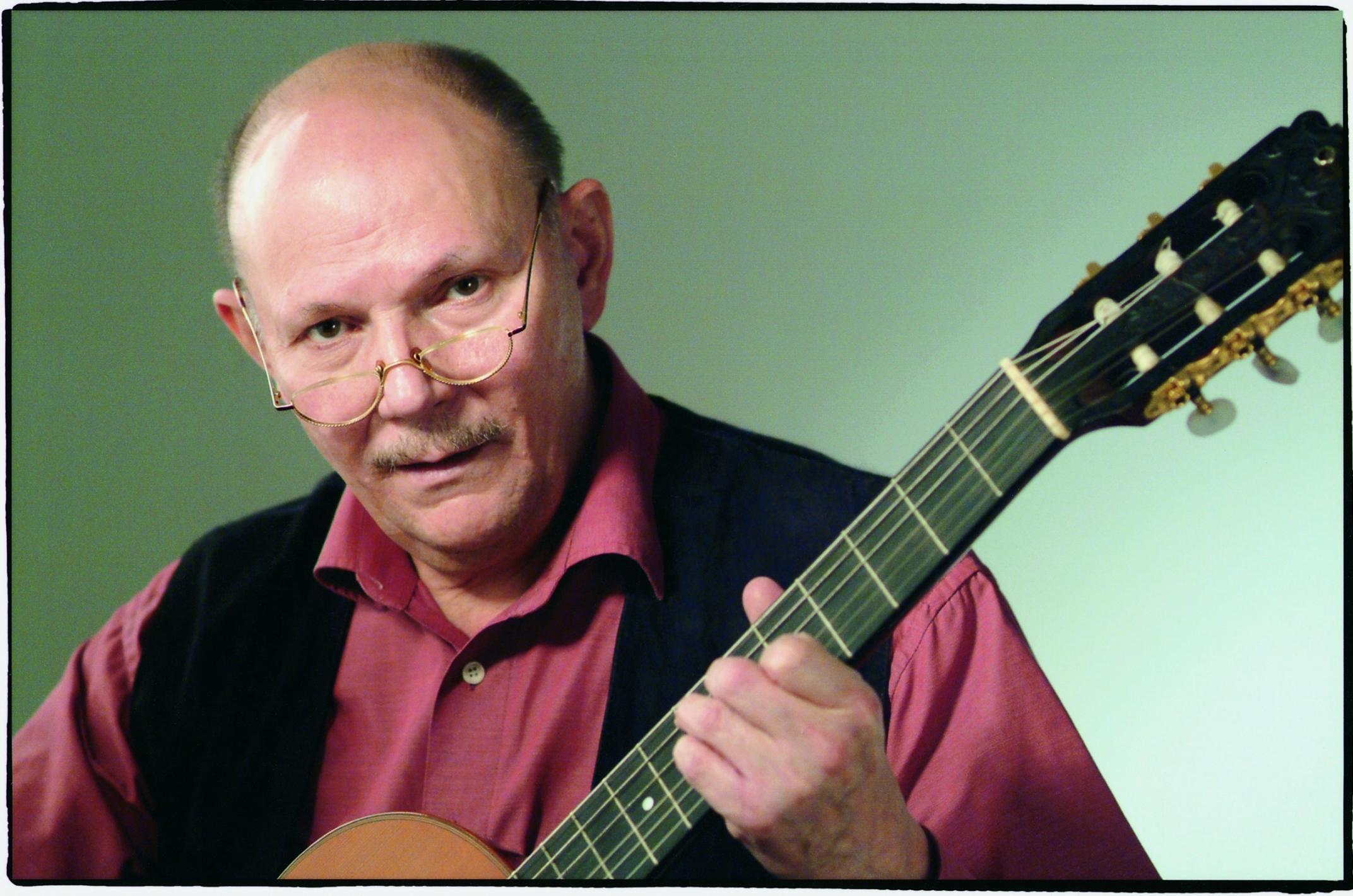 Ed’s dammer my face way!