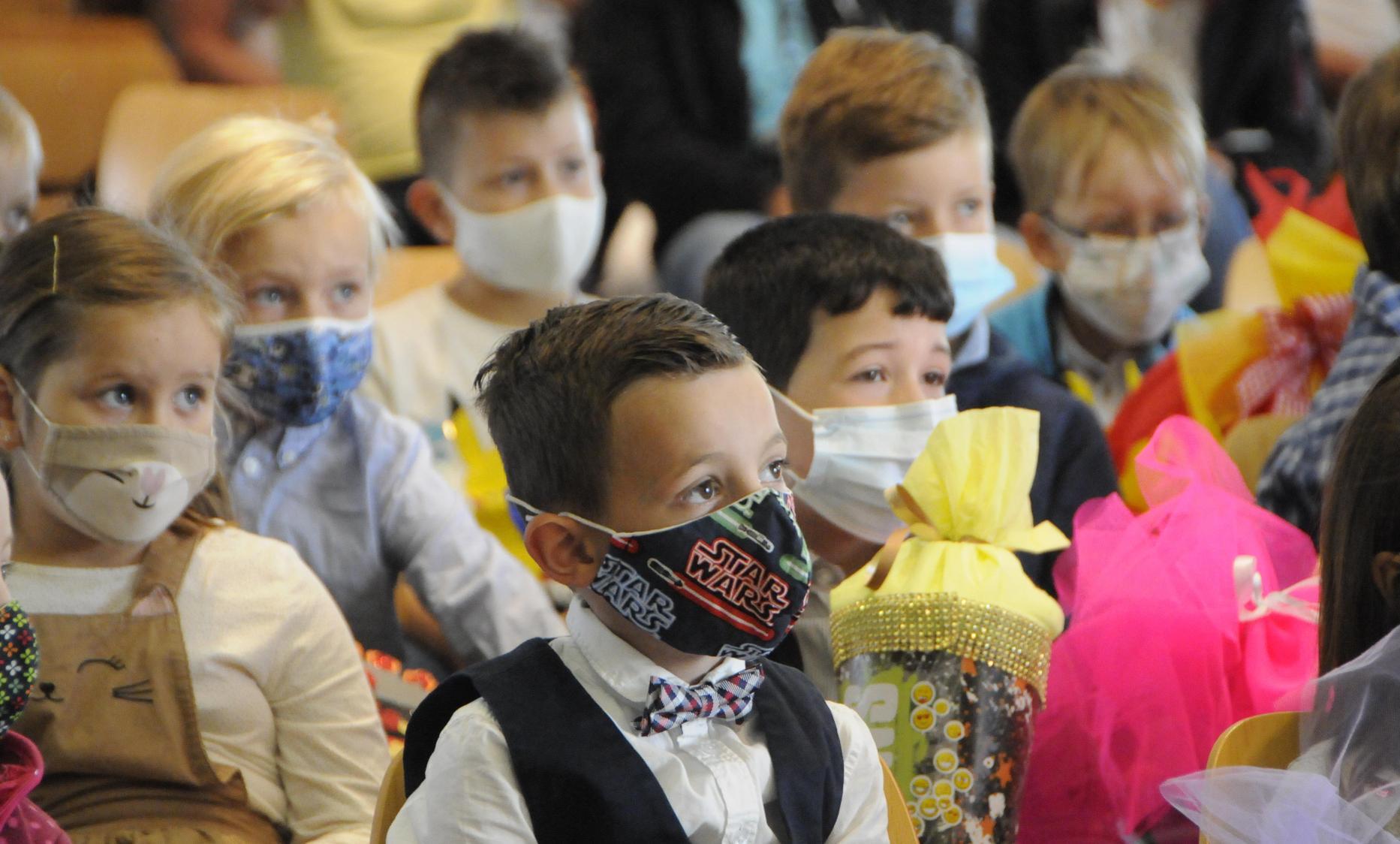 ABC-Schützen: Mit Maske zum ersten Mal in die Schule