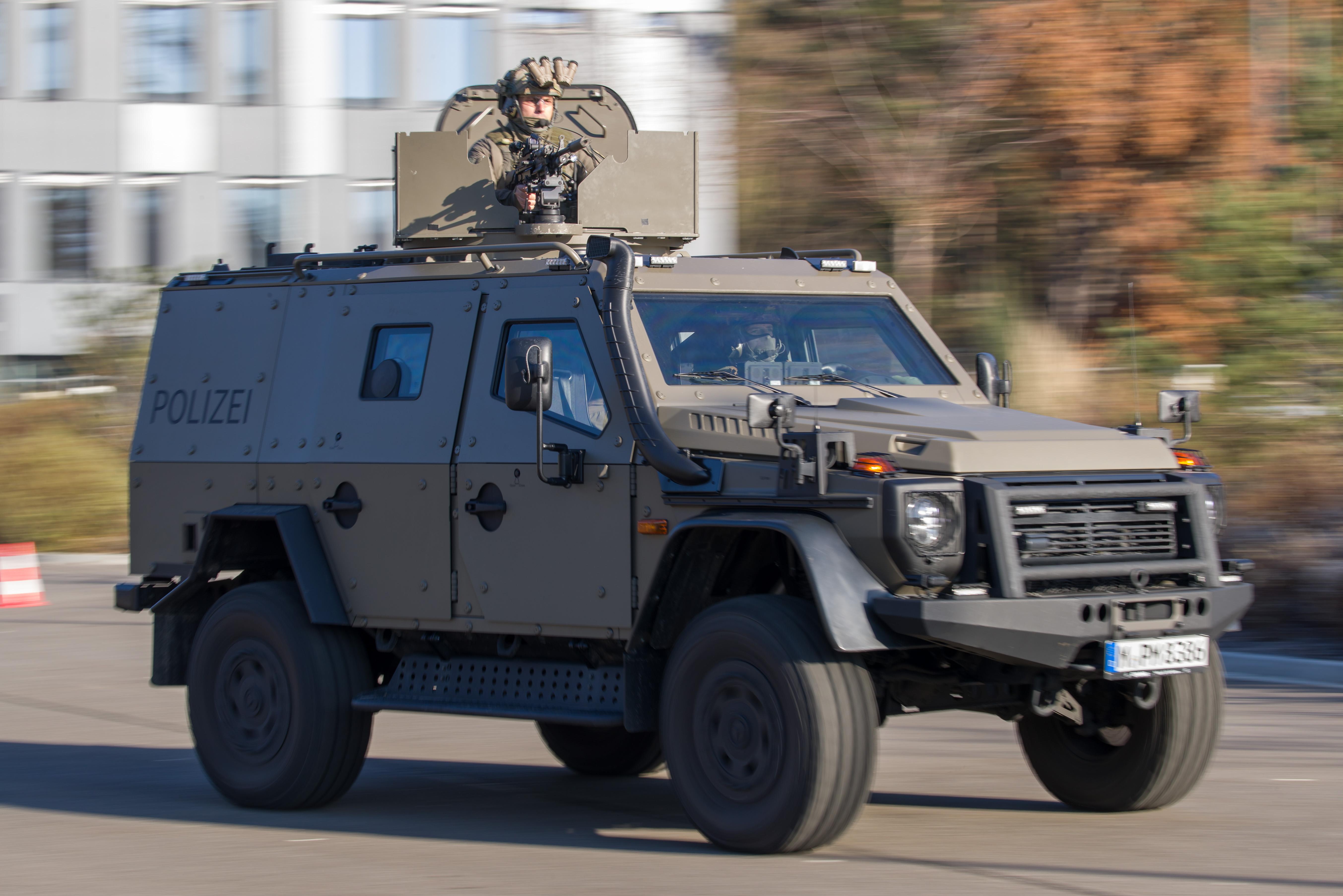 Anti-Terror-Panzer für das SEK: So sehen die "Offensivfahrzeuge" aus ...