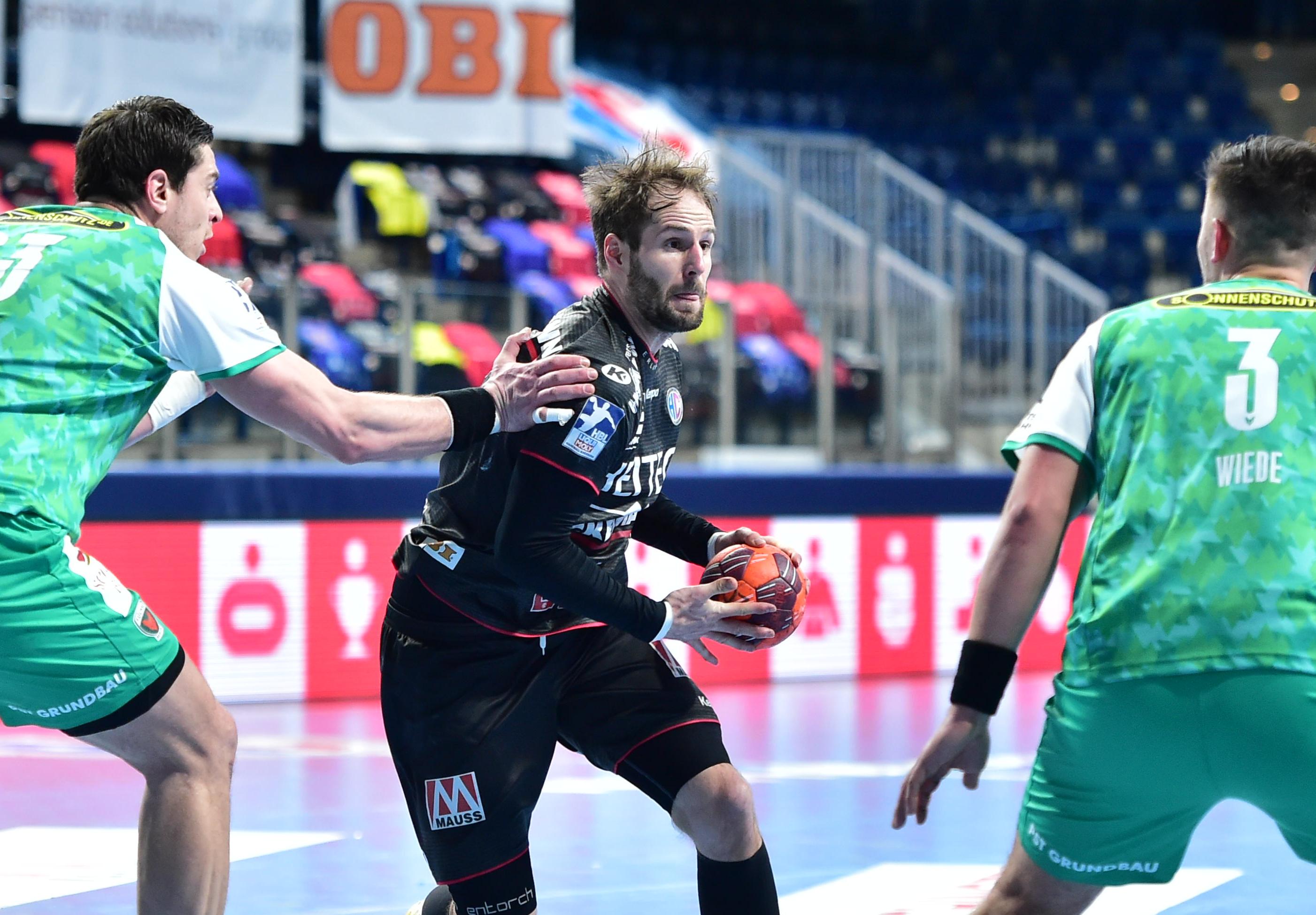 Endlich wieder Handball: HC Erlangen gewinnt gegen die Füchse Berlin ...