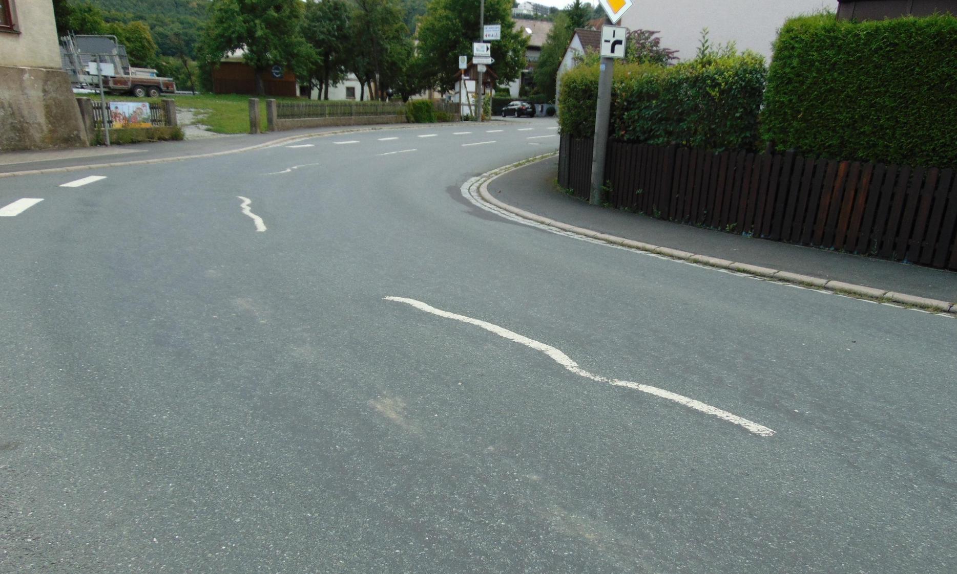 Alter Asphalt in Weingarts: Die Entsorgung wird teuer