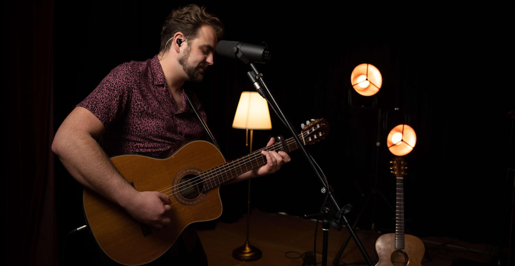 Musik-Talk-Format: Michael Gabler bei "Rot oder Weiß"