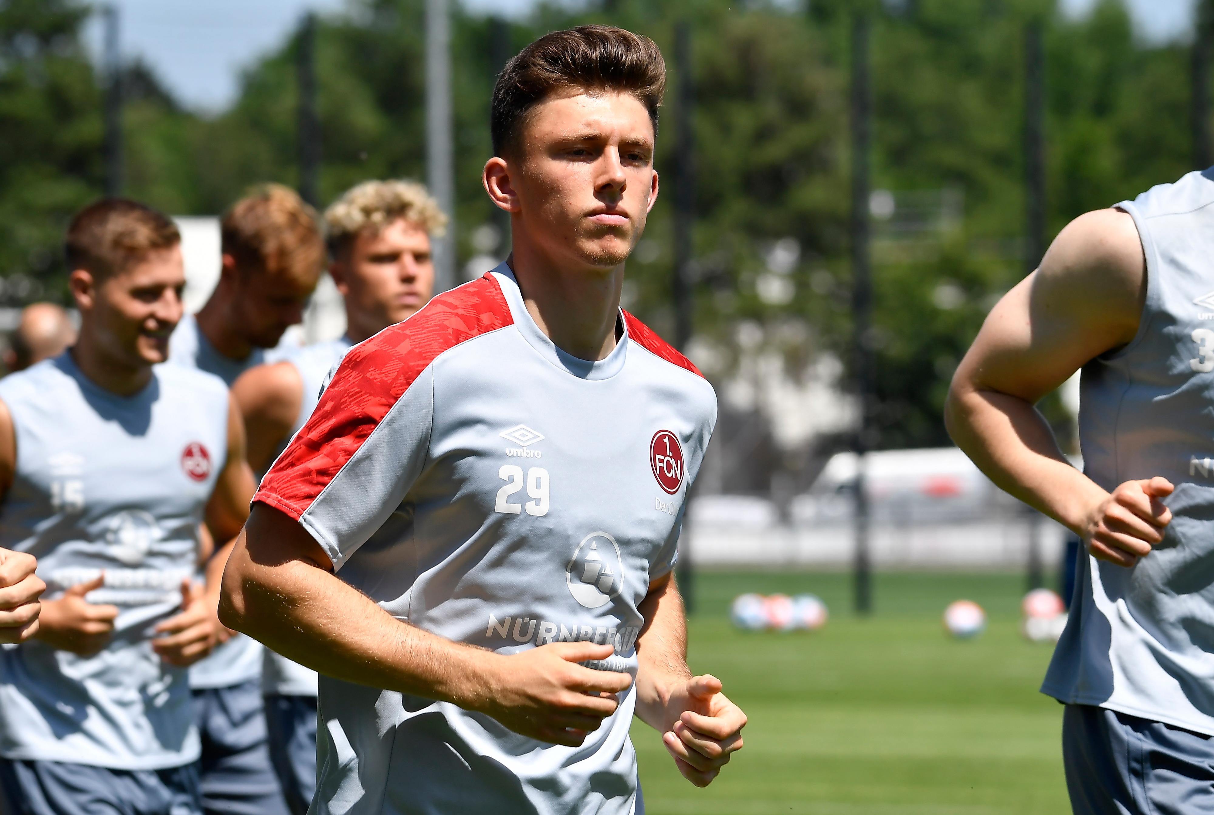 Club-Talent Rosenlöcher wechselt nach Zwickau - Hecking: "Eine Win-Win ...