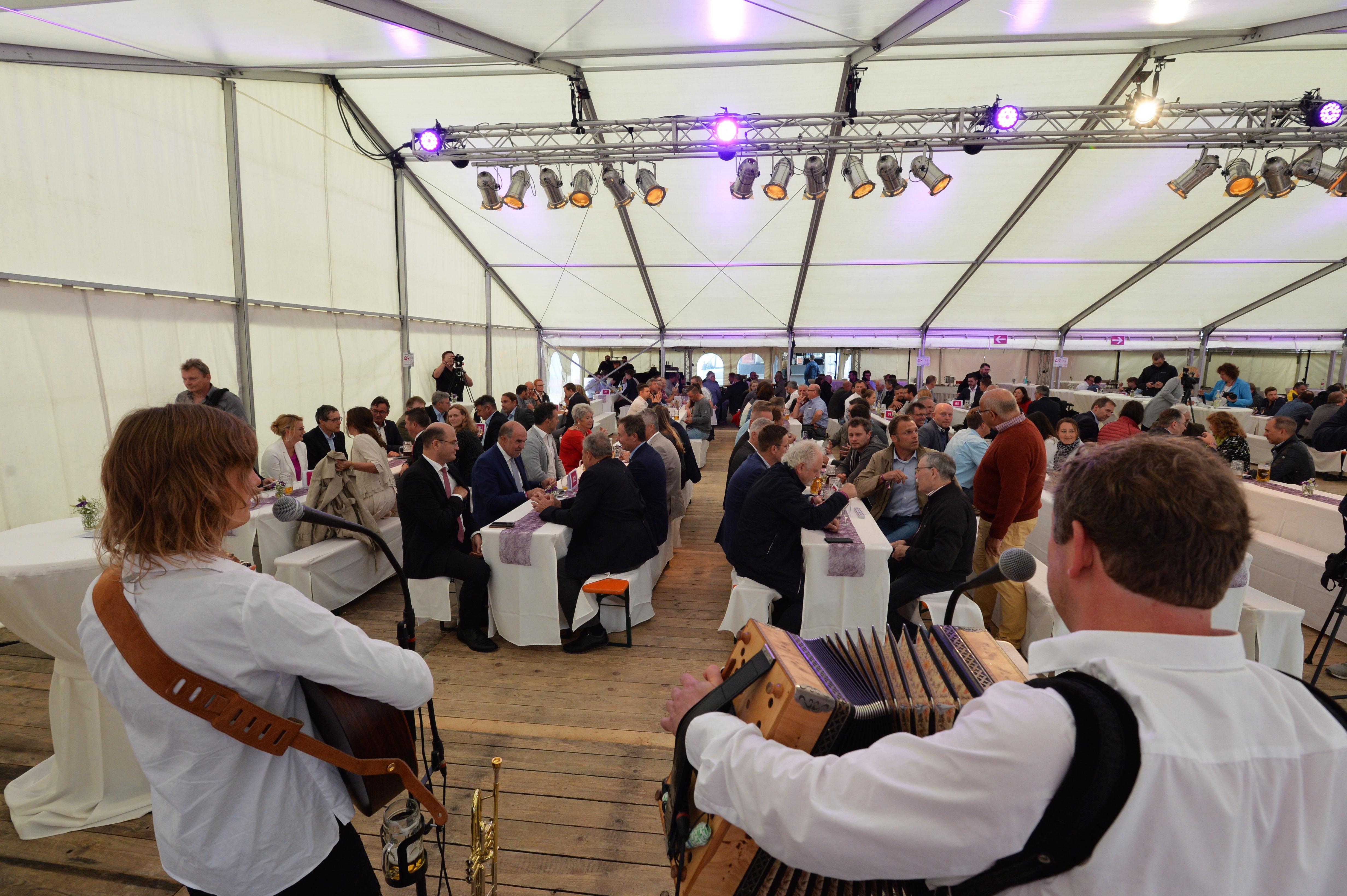 Fuchs Europoles baut neues Werk