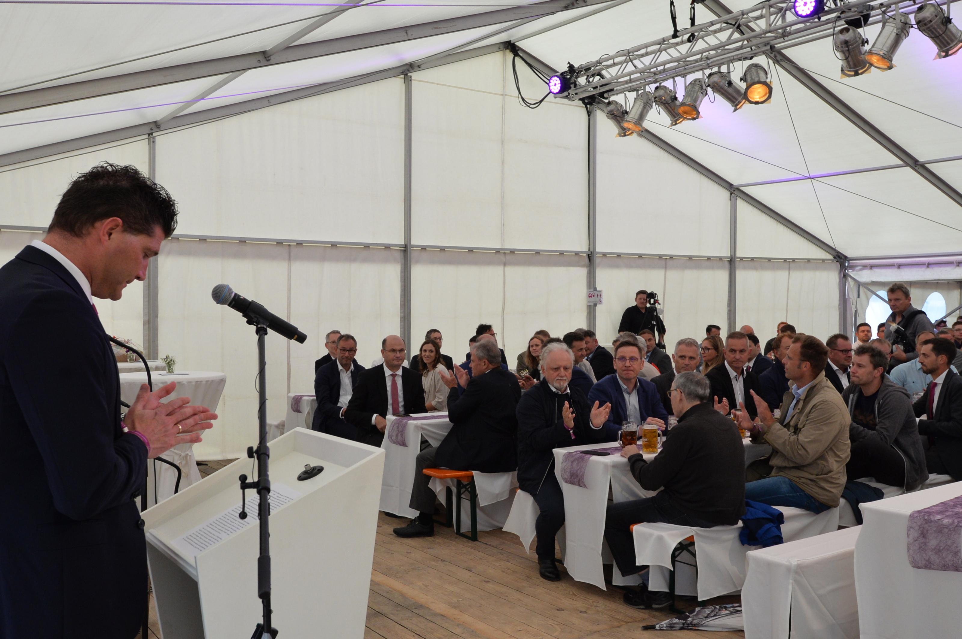 Fuchs Europoles baut neues Werk