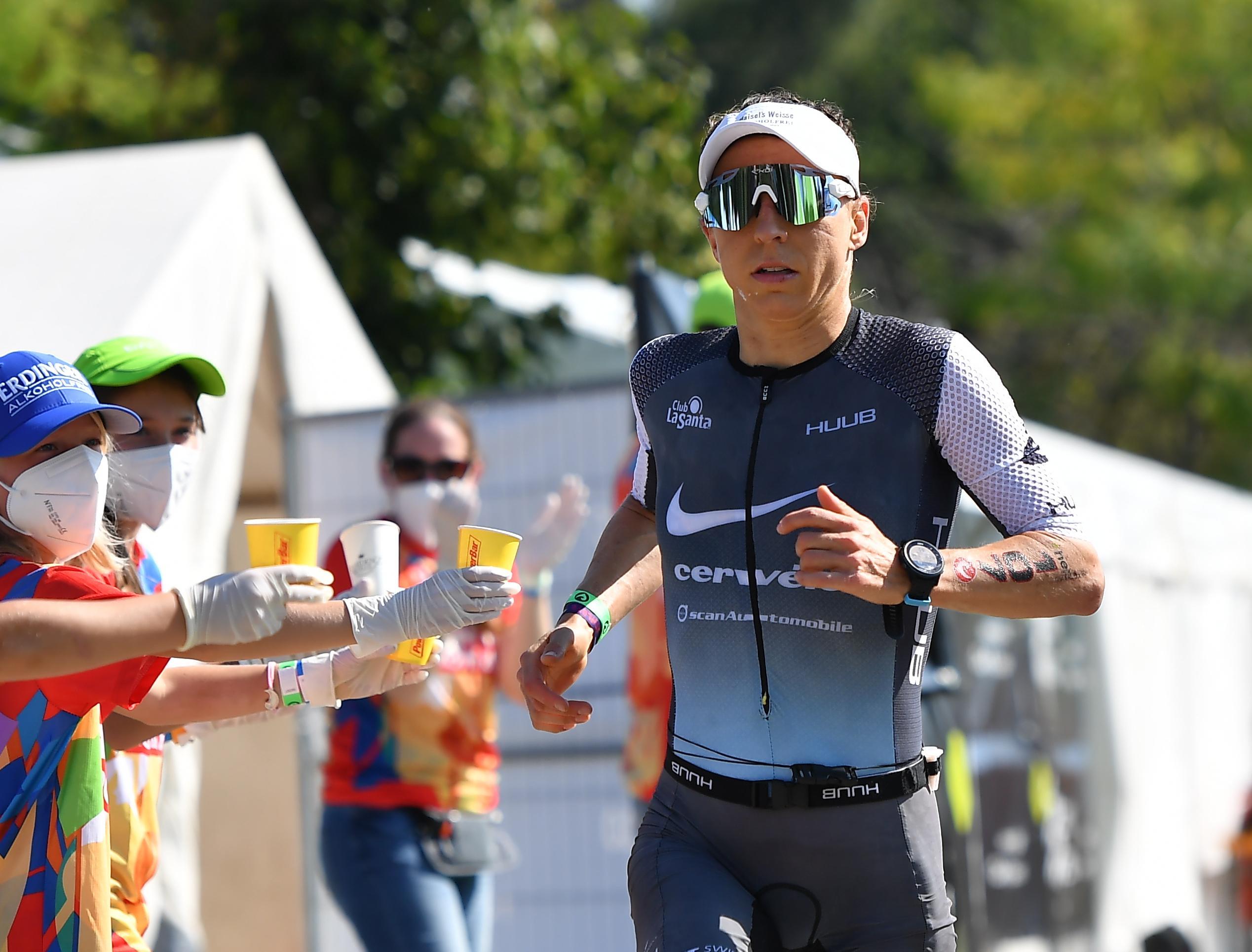 Challenge Roth: Anne Haug und Patrick Lange triumphieren