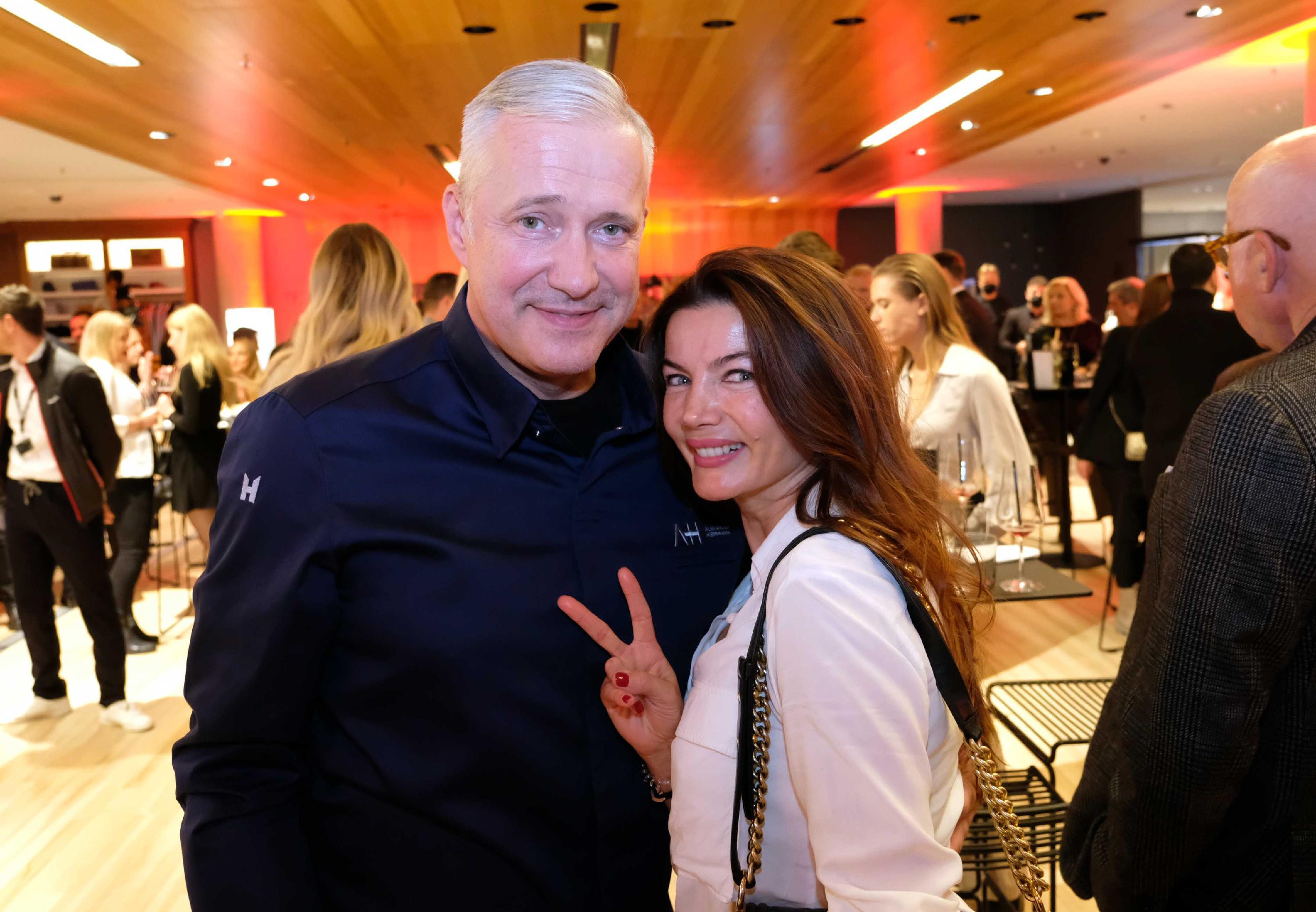 Warming up zum Norisring: So feierten Promis und Fahrer im Modehaus