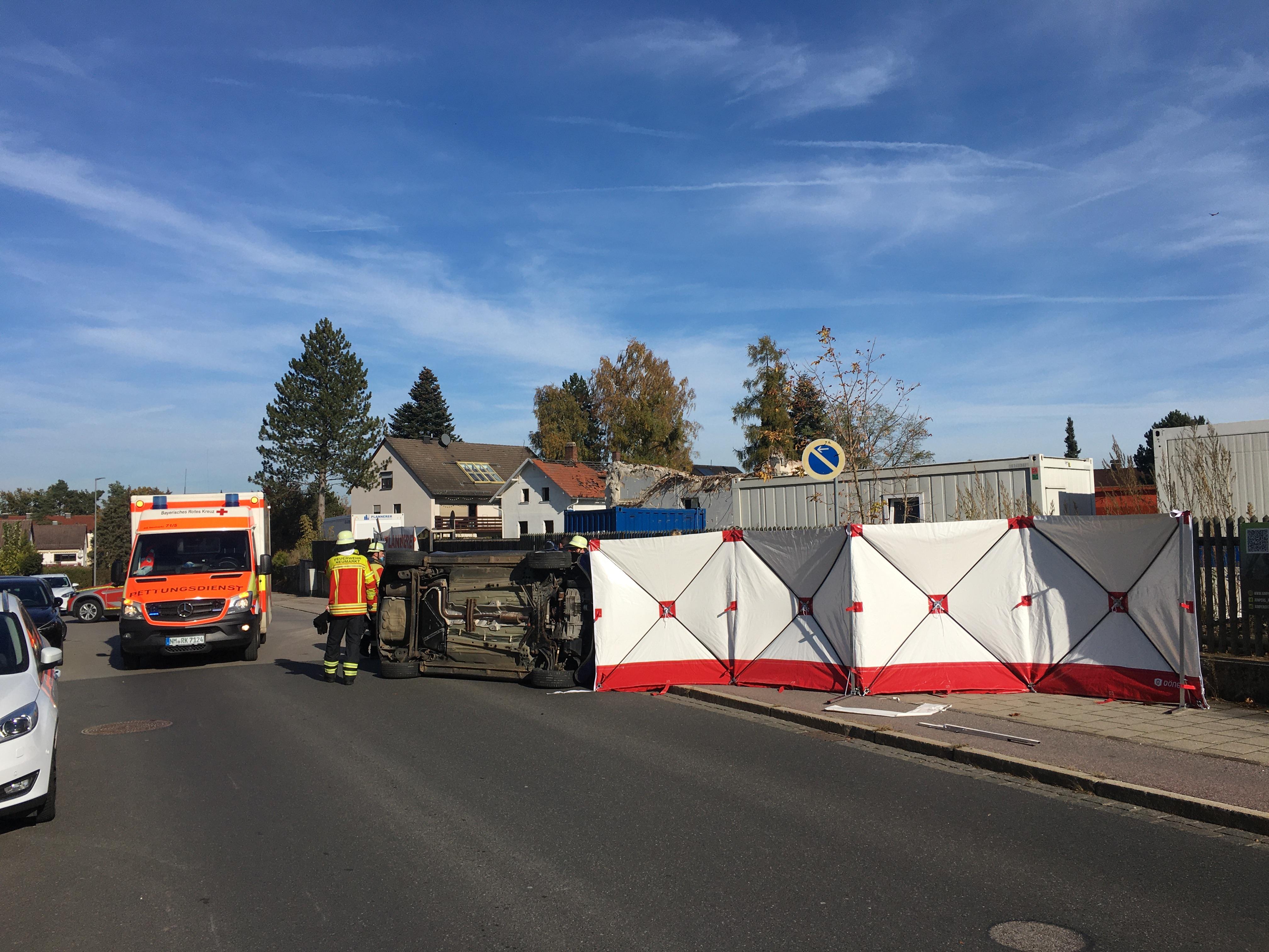 Feuerwehr schlägt Alarm: Viele Gaffer bei Unfall auf der Altdorfer ...
