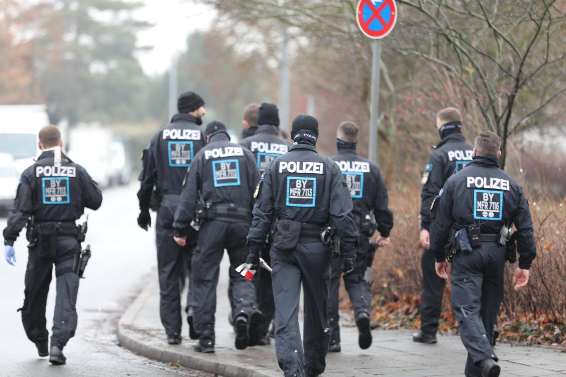 Nach Tötungsdelikt in Burgfarrnbach: USK und Polizei suchen nach der ...