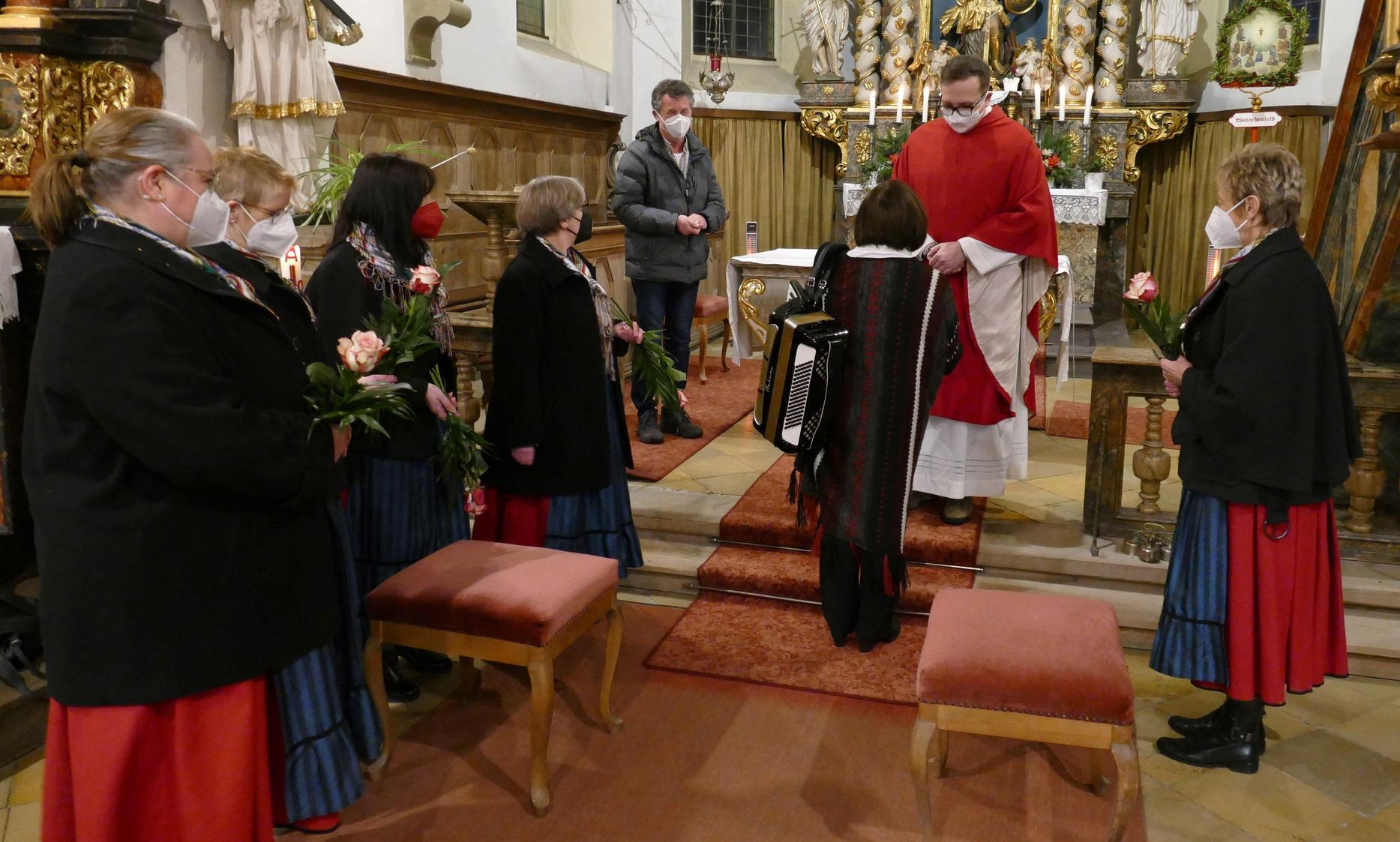 Waischenfelder Burgmadla feiern 50-jähriges Bestehen