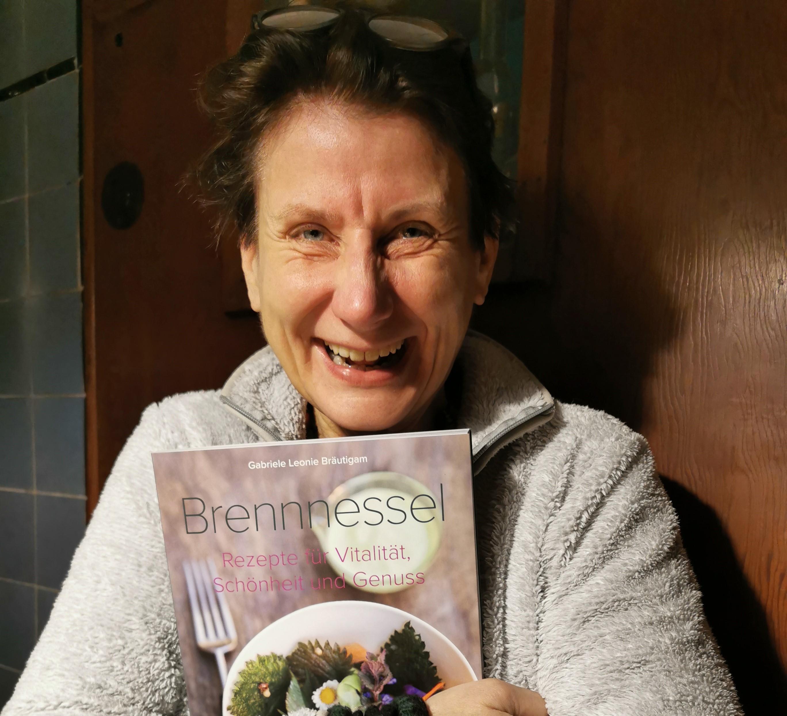 Heimisches Superfood: Brennnessel ist Heilpflanze des Jahres 2022