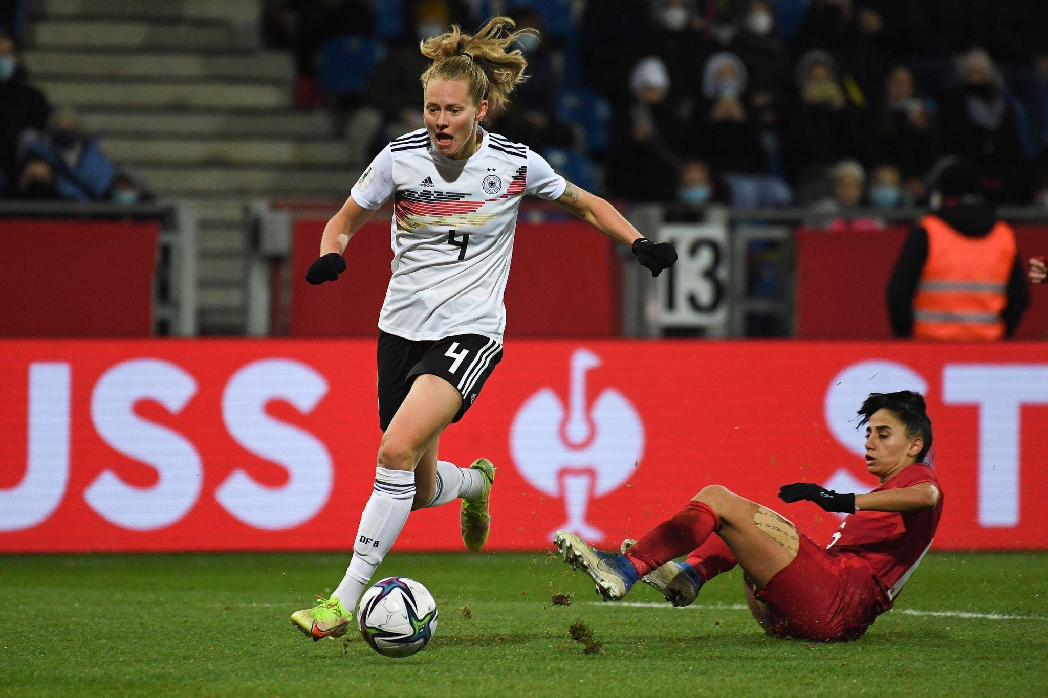 Maximiliane Rall nach Corona-Infektion zurück im DFB-Team