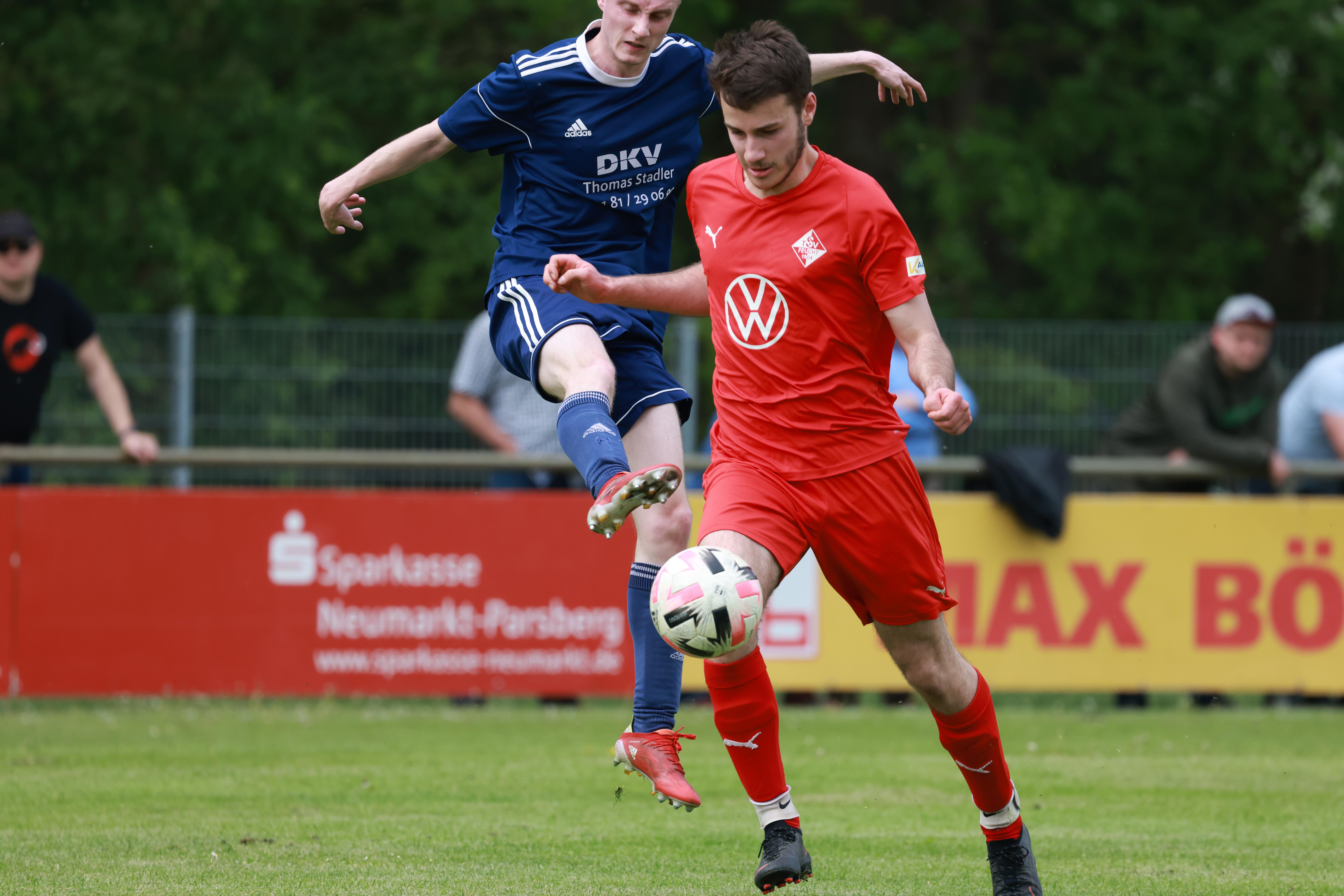 Luca Bader schießt den TSV Feucht zum Sieg