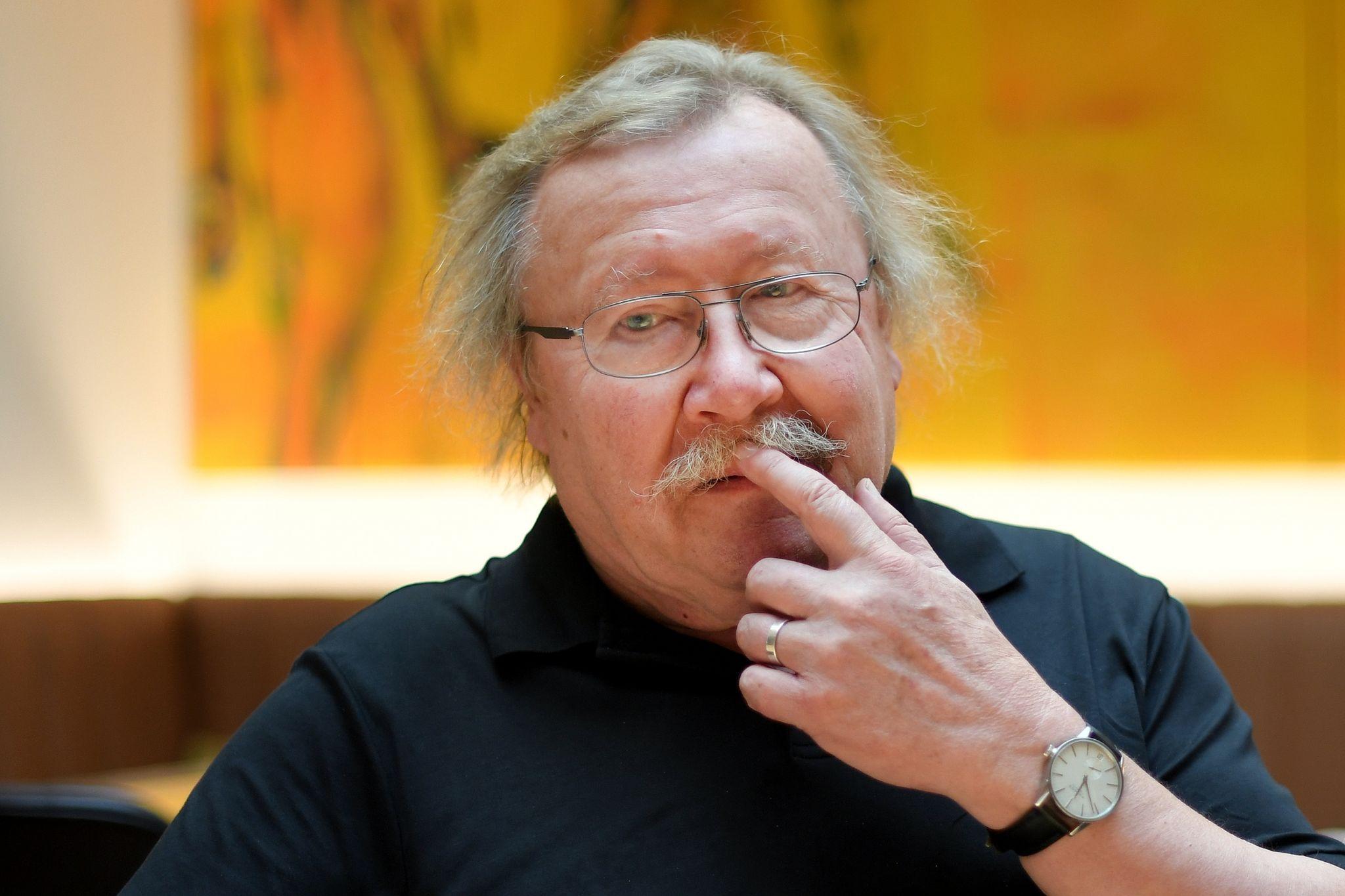 "50 Shades of Grey": Peter Sloterdijk schreibt in seinem neuen Buch ...