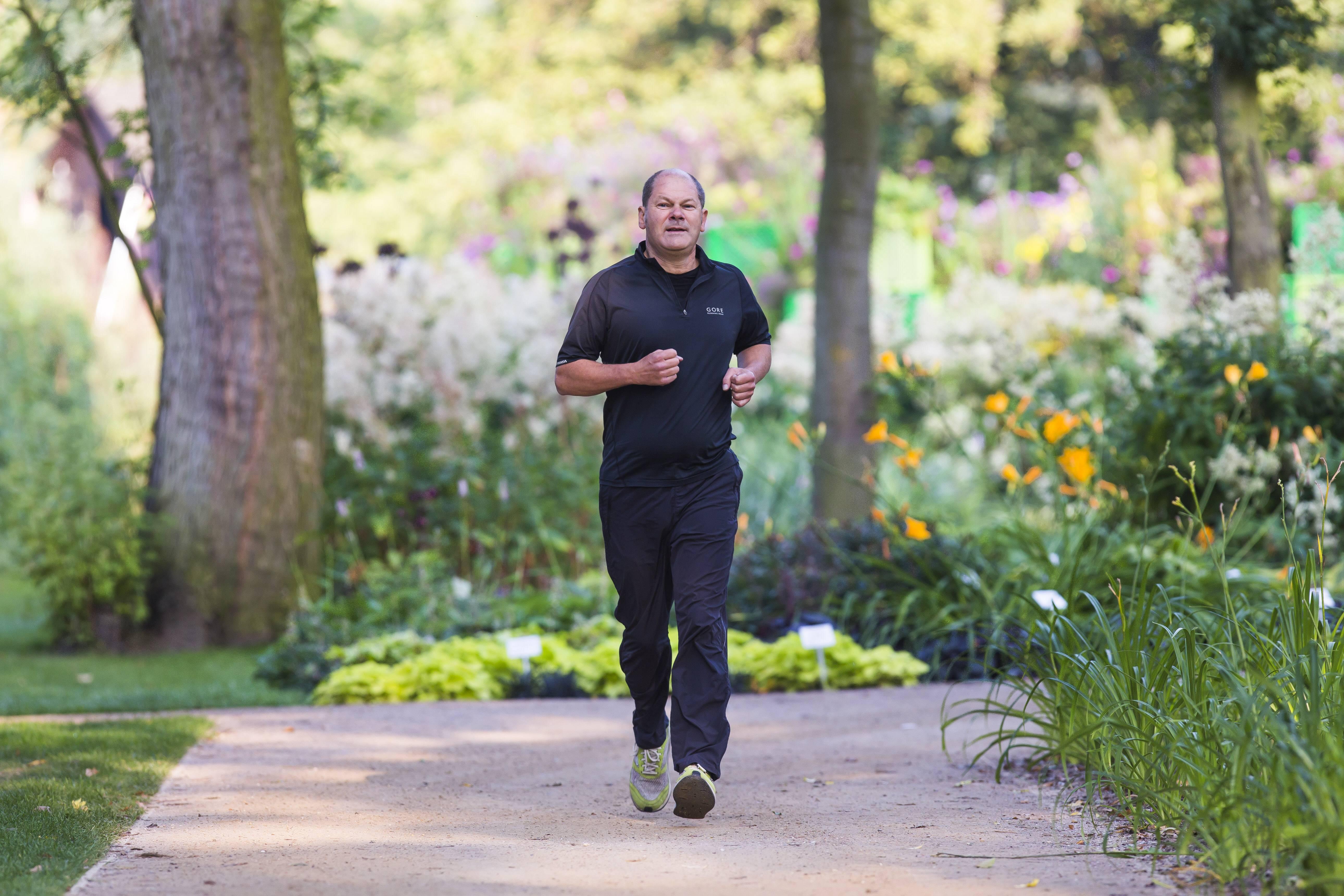 Olaf Scholz im Urlaub in Bayern: Kanzlergattin verrät das gemeinsame ...