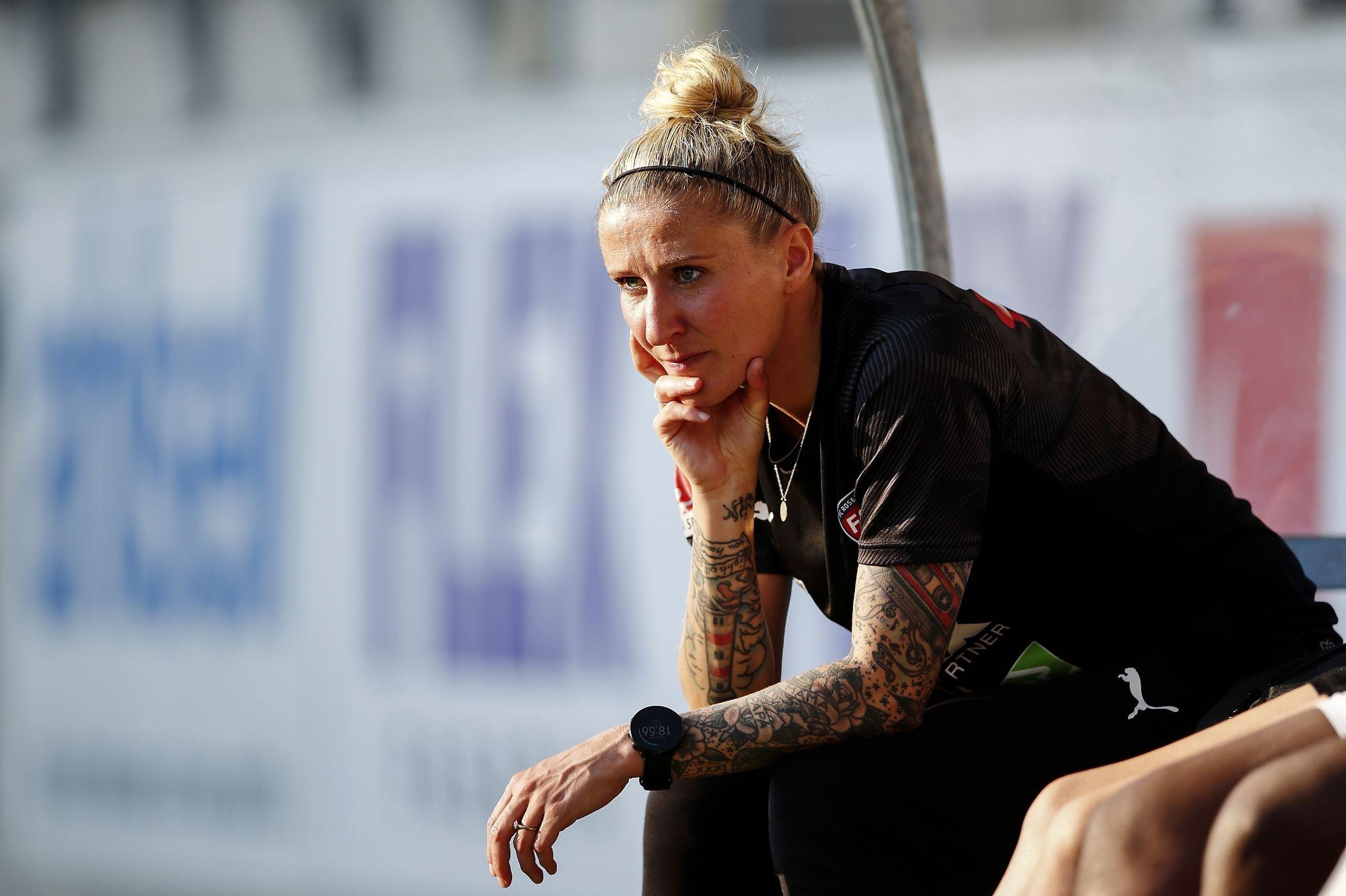 Ex-Nationalspielerin über Sexismus: Doppeldeutige Sprüche & Vorkommnisse