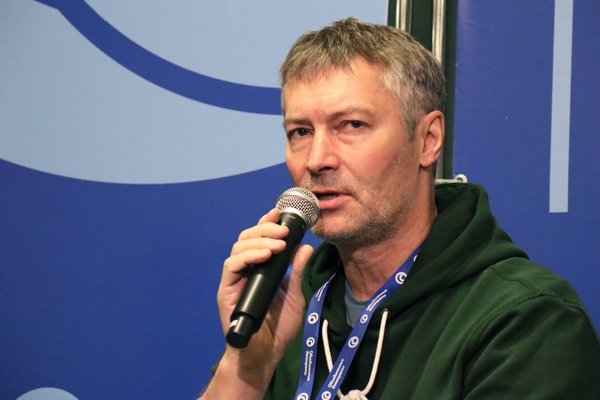 Oppositioneller Roisman berichtet über Festnahme