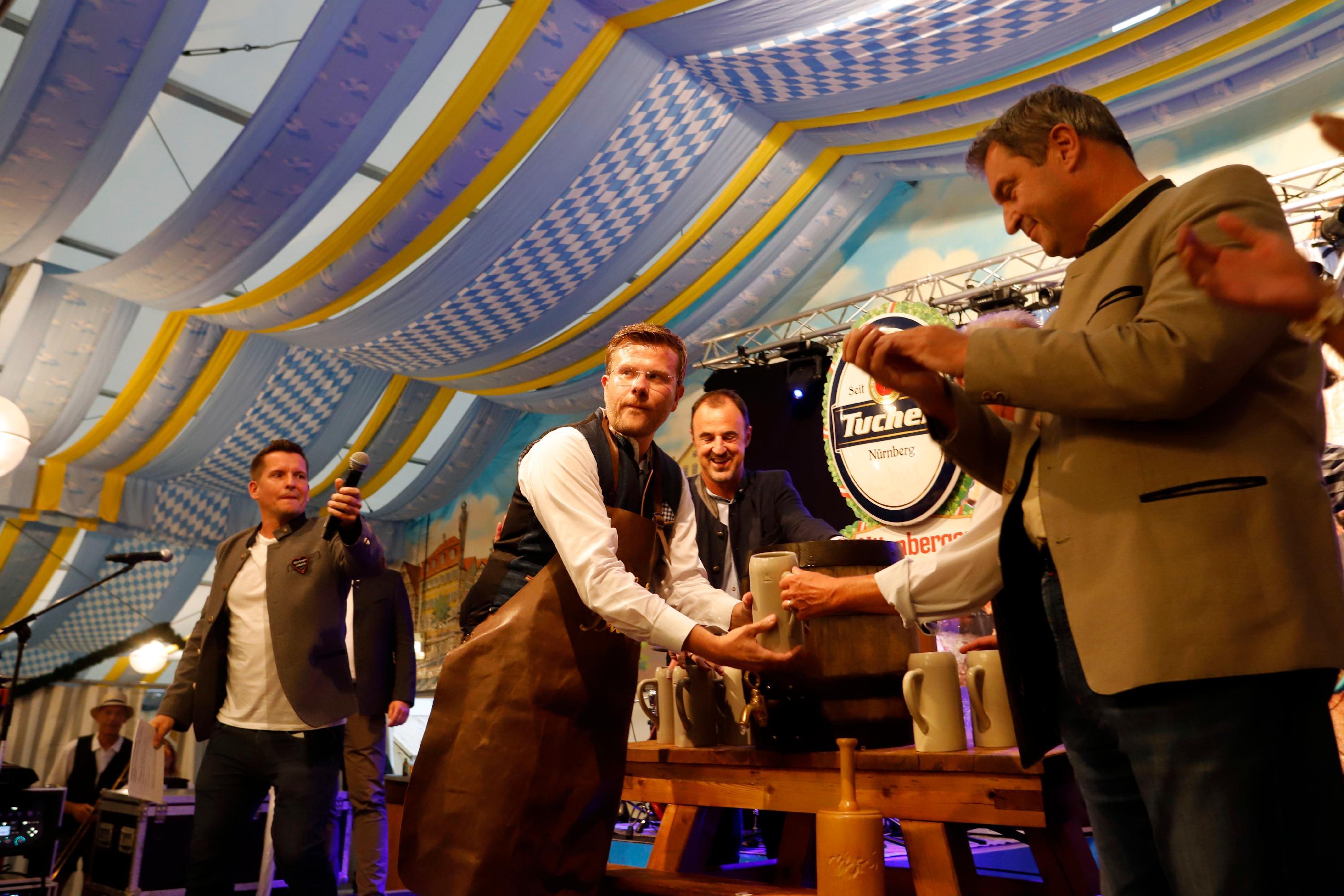 Nürnberger Volksfest ist eröffnet - das kostet die Maß Bier in diesem Jahr