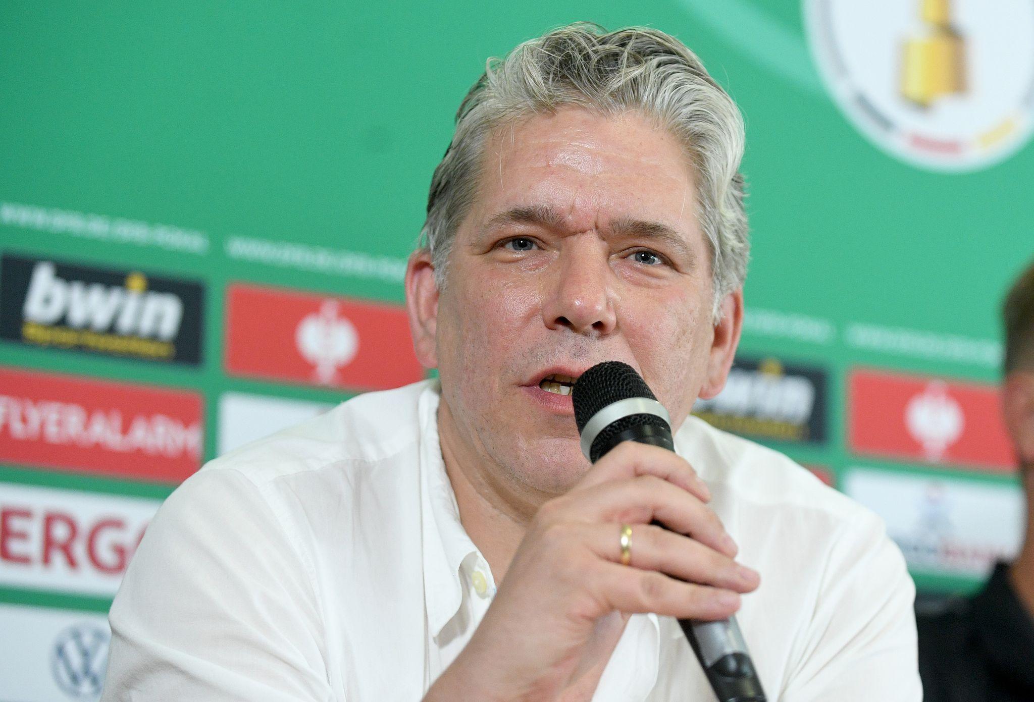 Teutonia-Präsident wettert gegen St. Pauli | Nordbayern