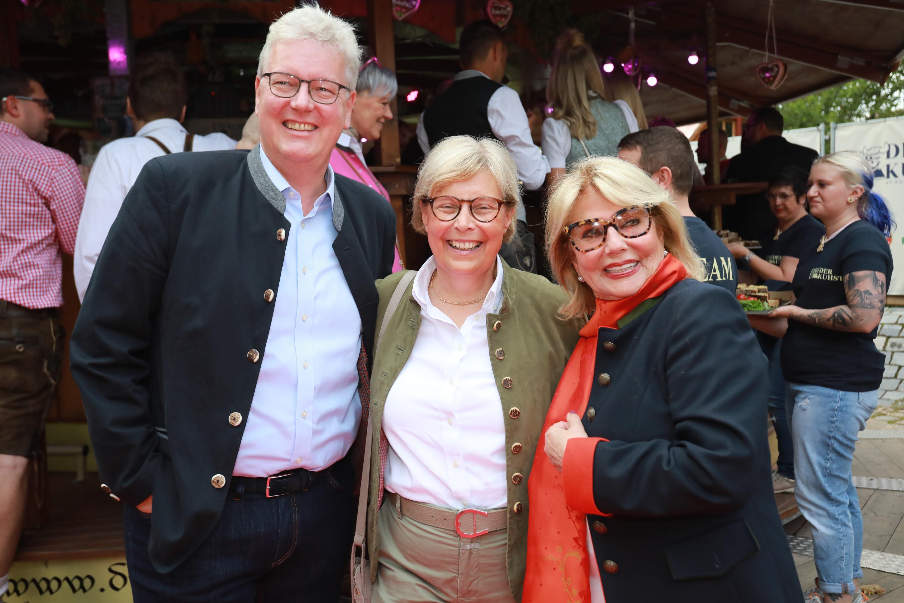 Nürnberger Altstadtfest: Geladene Gäste in Feierlaune beim Pre-Opening