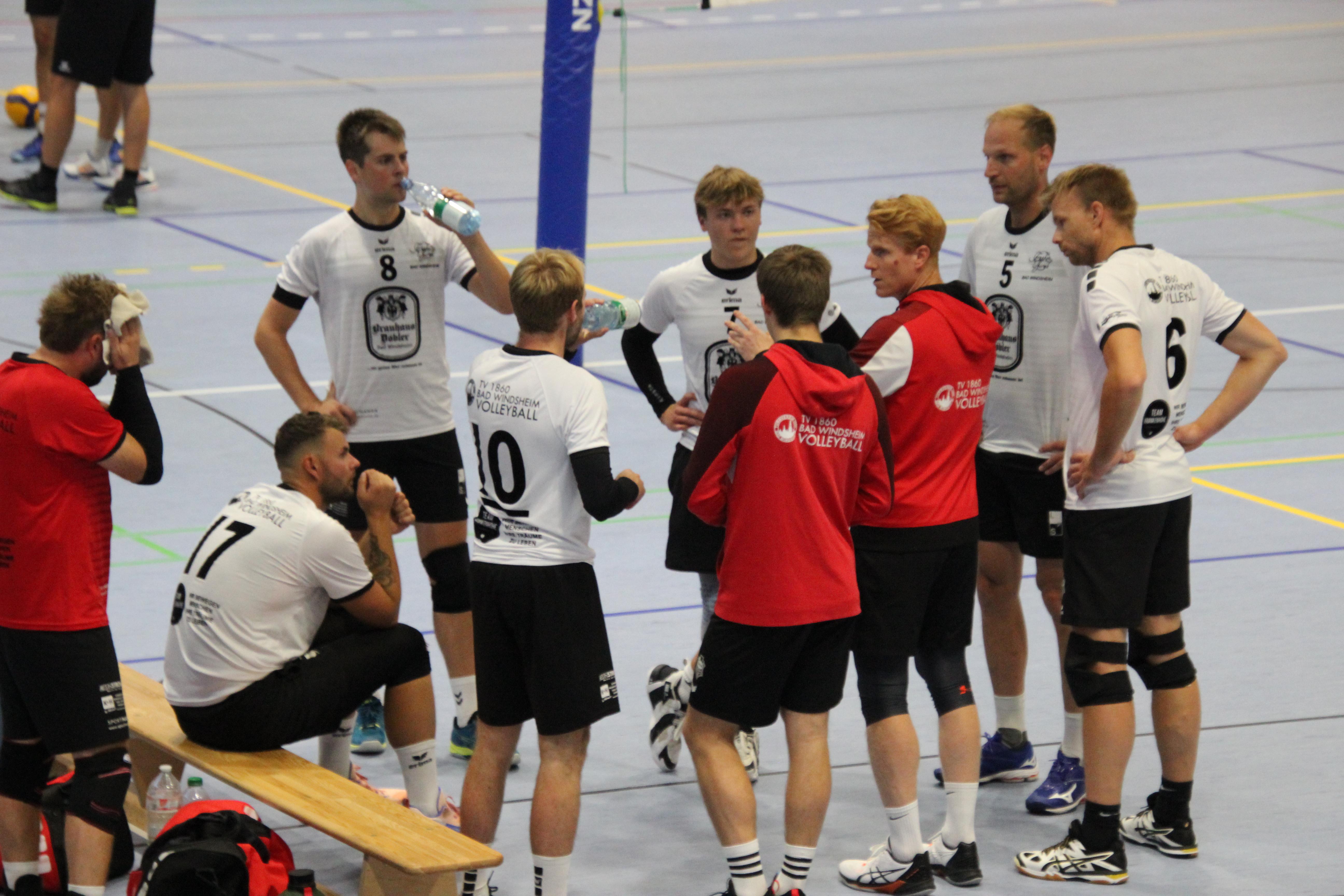 Hyänen fressen Elefanten: Optimaler Regionalliga-Auftakt für Bad ...