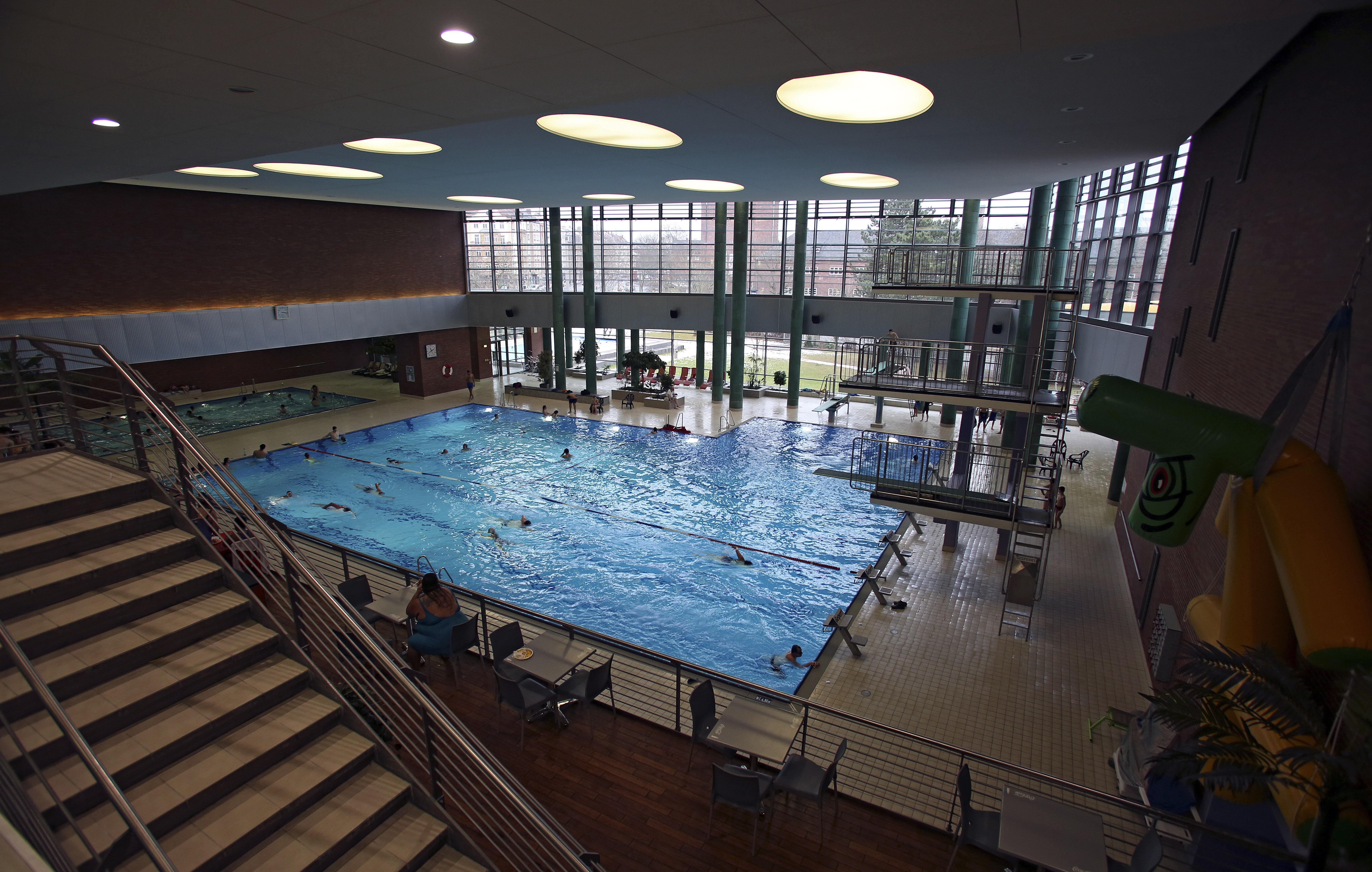 Mit niedrigeren Temperaturen und ohne Außenbecken: Nürnberger ...