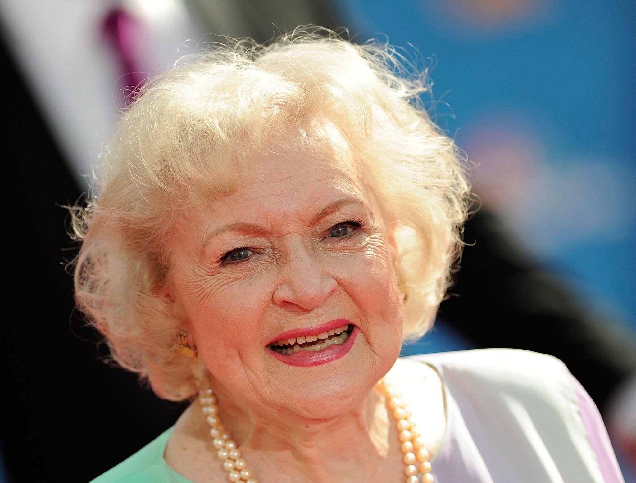 Andenken an TV-Ikone Betty White in den USA versteigert