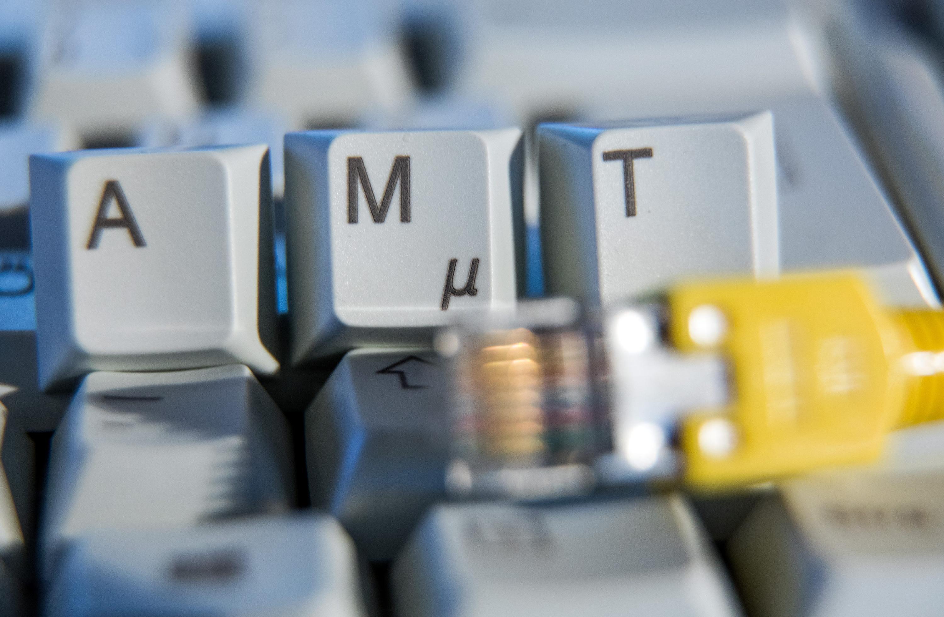 "Da wird irrational Geld investiert": Experte kritisiert 800-Millionen ...