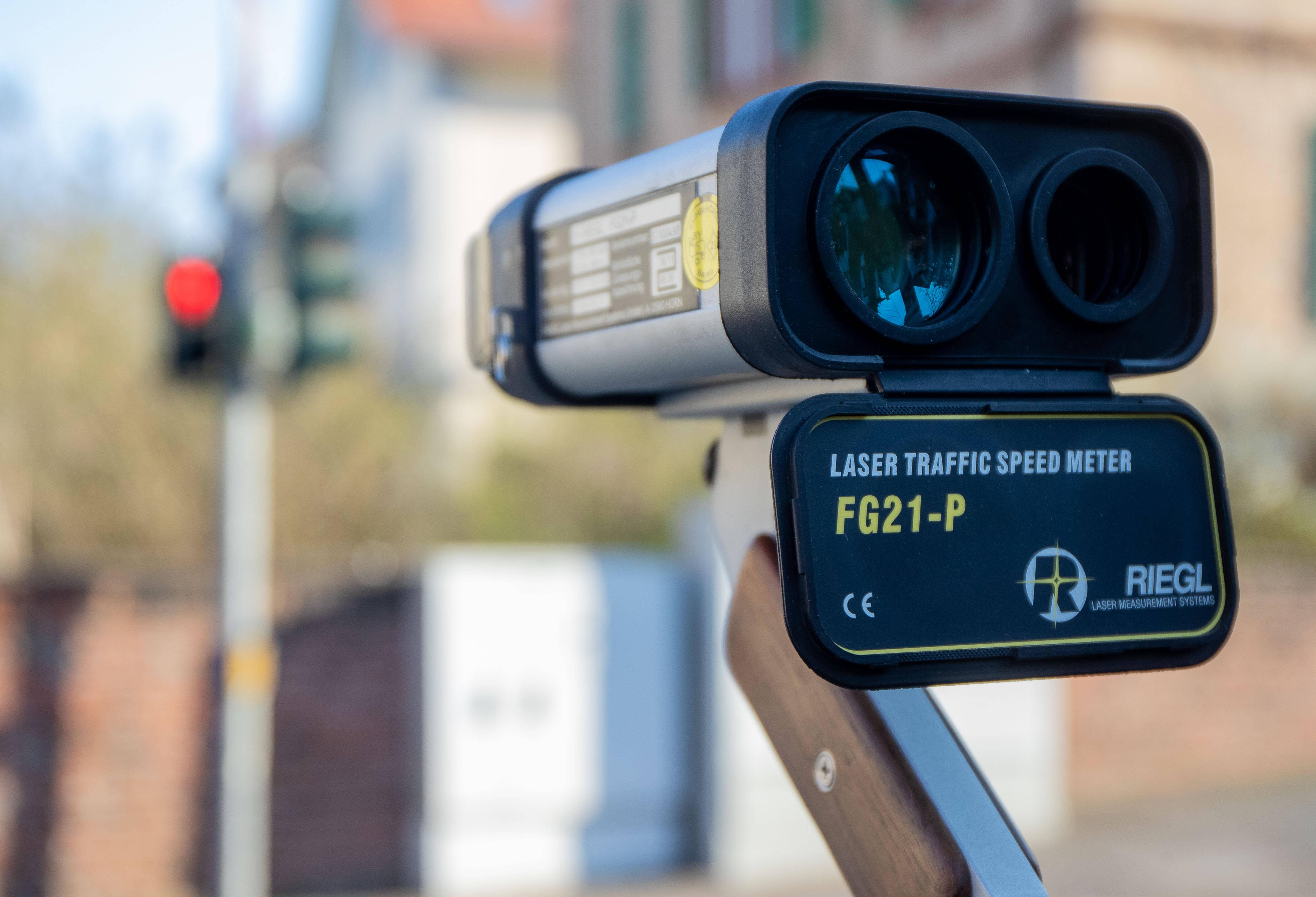 Lichthupe Beim Uberholen Wann Ist Sie Erlaubt Und Wann Ein No Gofeed