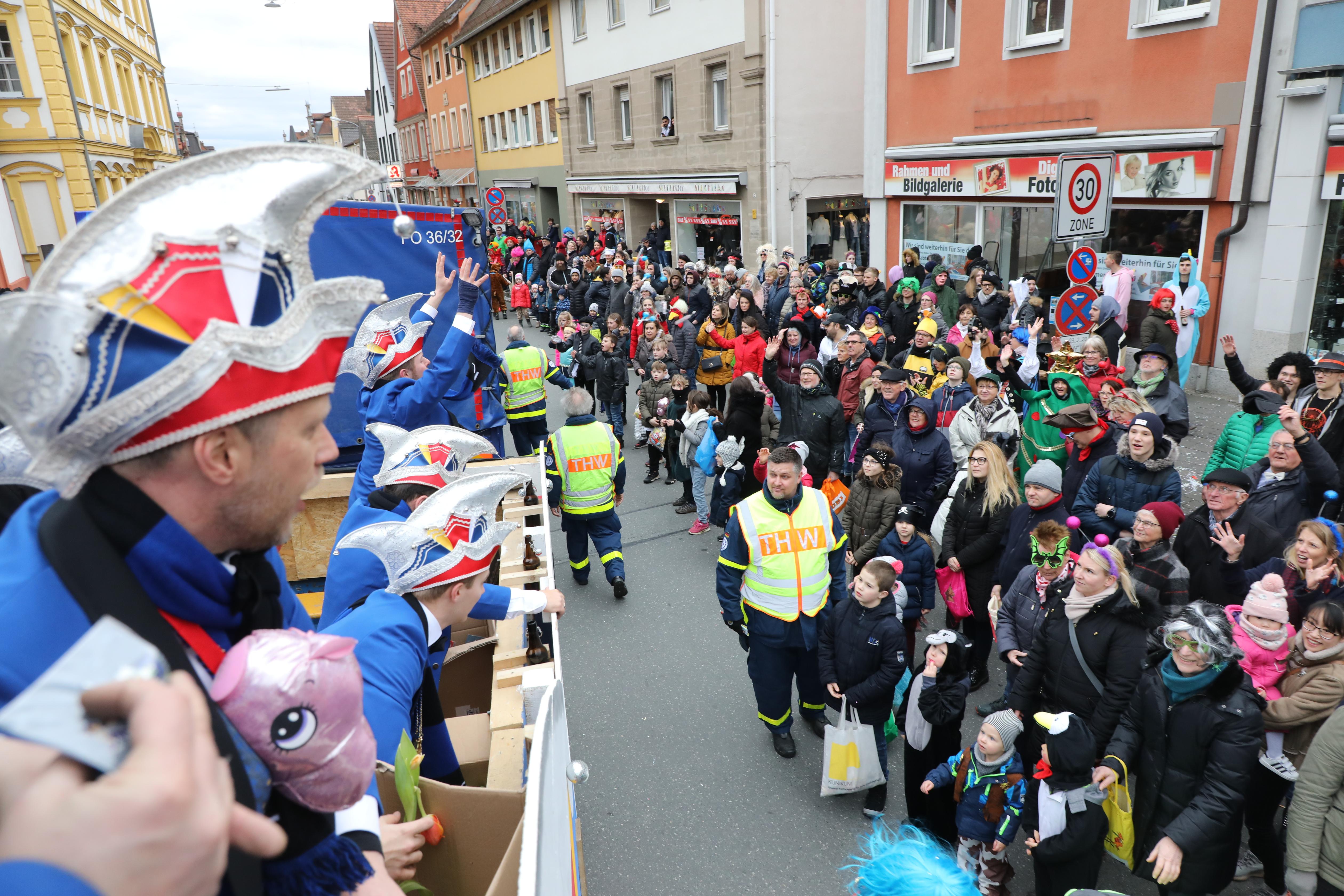 Faschingszug geht nach fünf Jahren wieder durch die Forchheimer ...