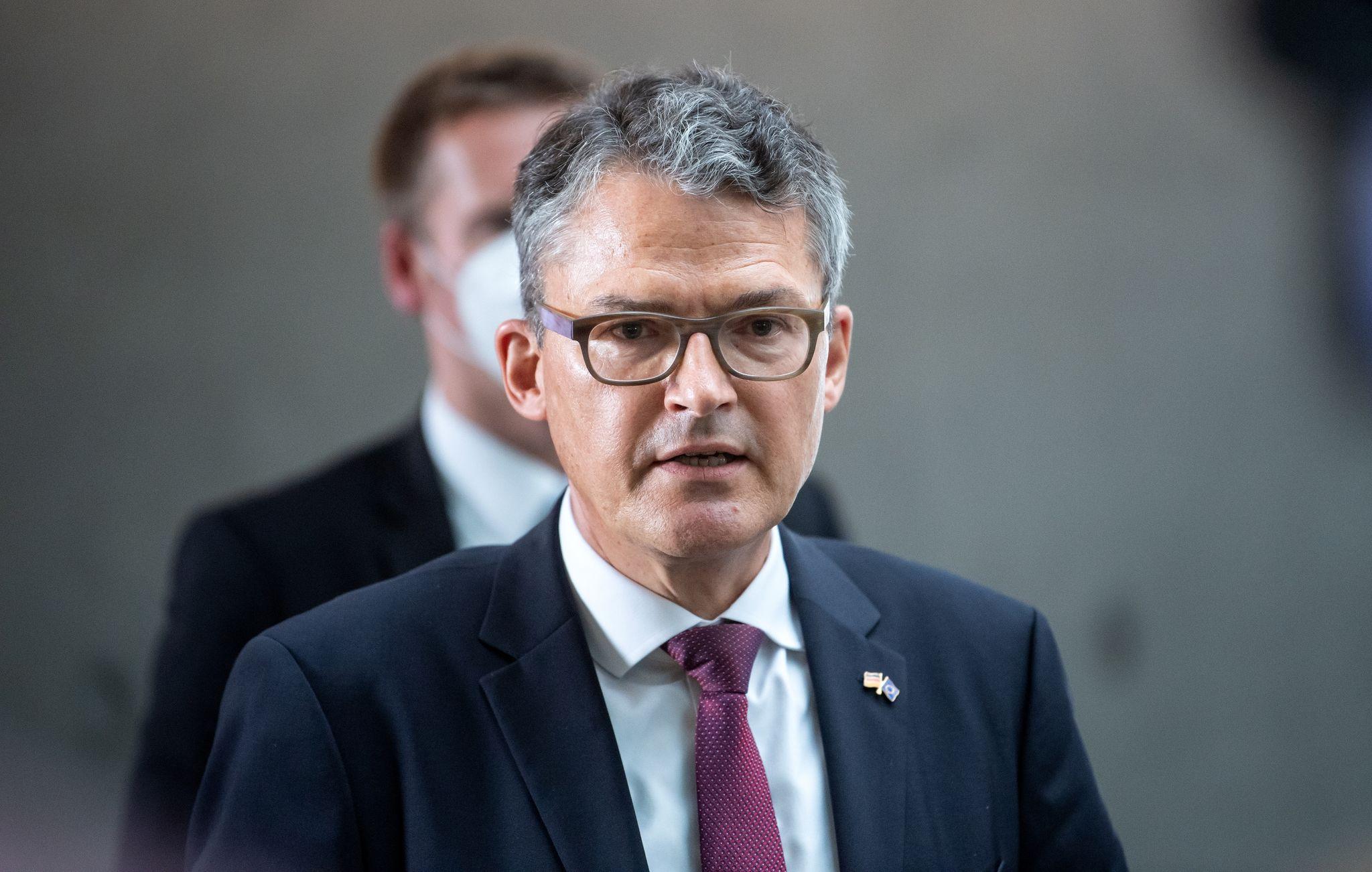 Kiesewetter: Deutsche auf längeren Ukraine-Krieg einstellen