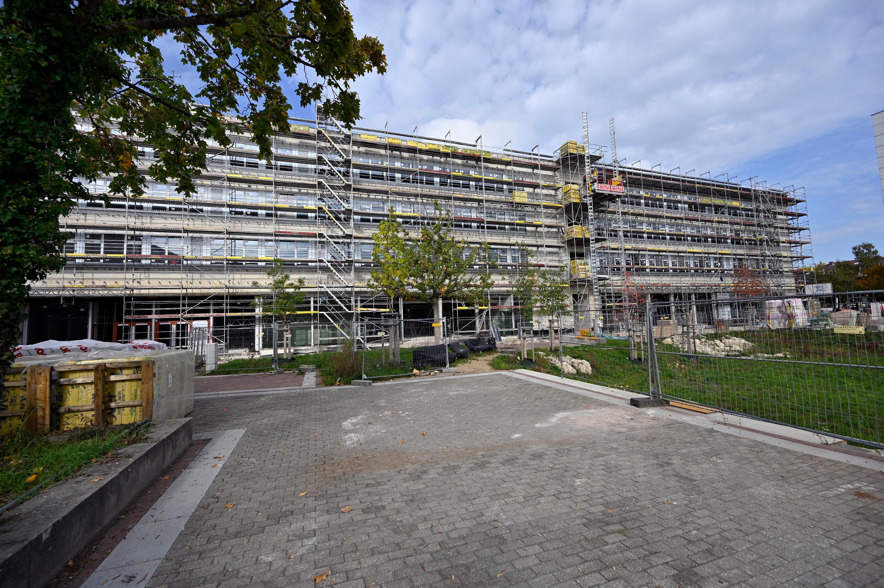 Staatliche Berufsschule Erlangen: Fortschritte bei ambitioniertem ...