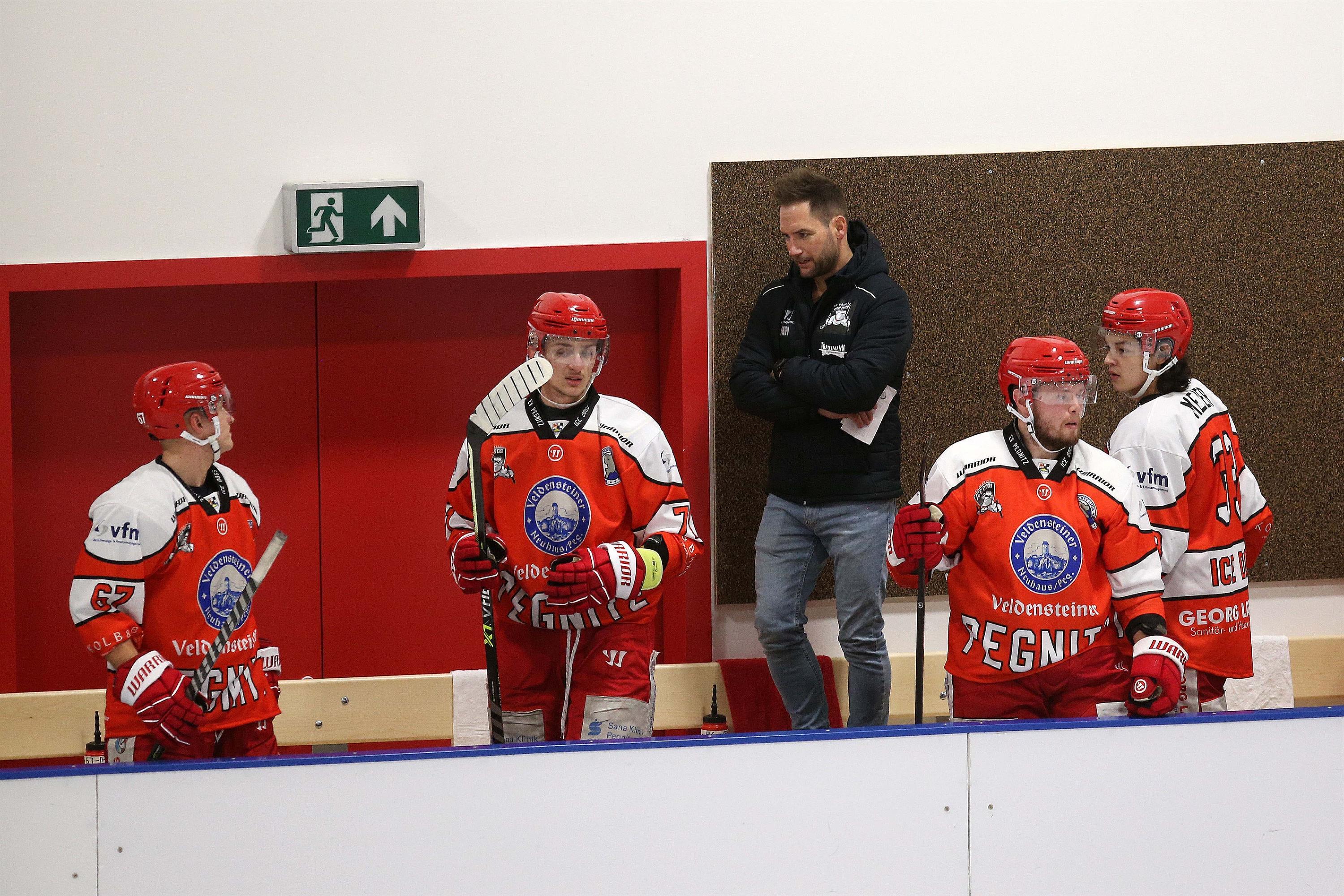 Eishockey: Erst ein Punkt, aber keine Panik in Pegnitz