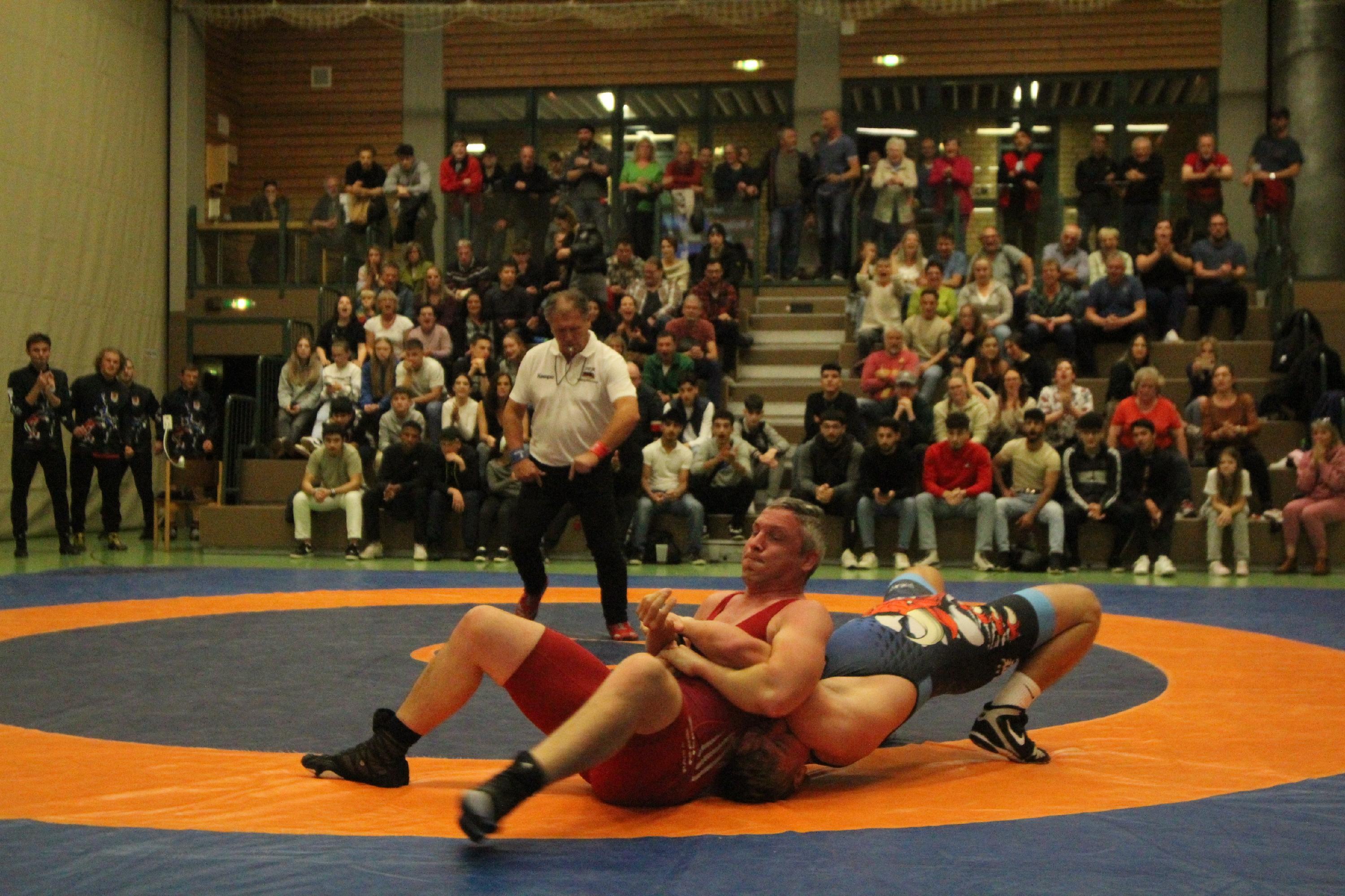 Heimsieg vor toller Kulisse: Die Bilder vom Kampf der Weißenburger ...