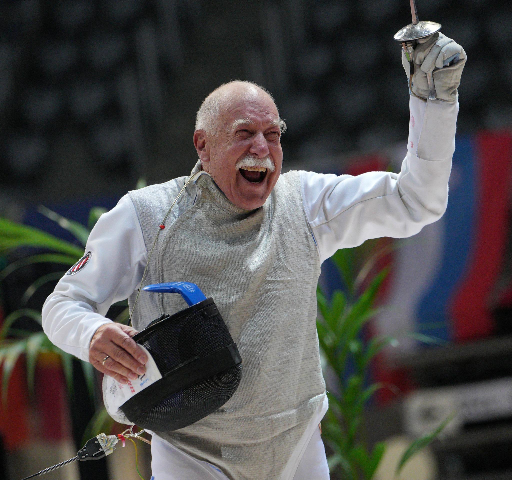 Weltmeister aus Nürnberg: Prechtl ist unangefochtener Fecht-Spezialist