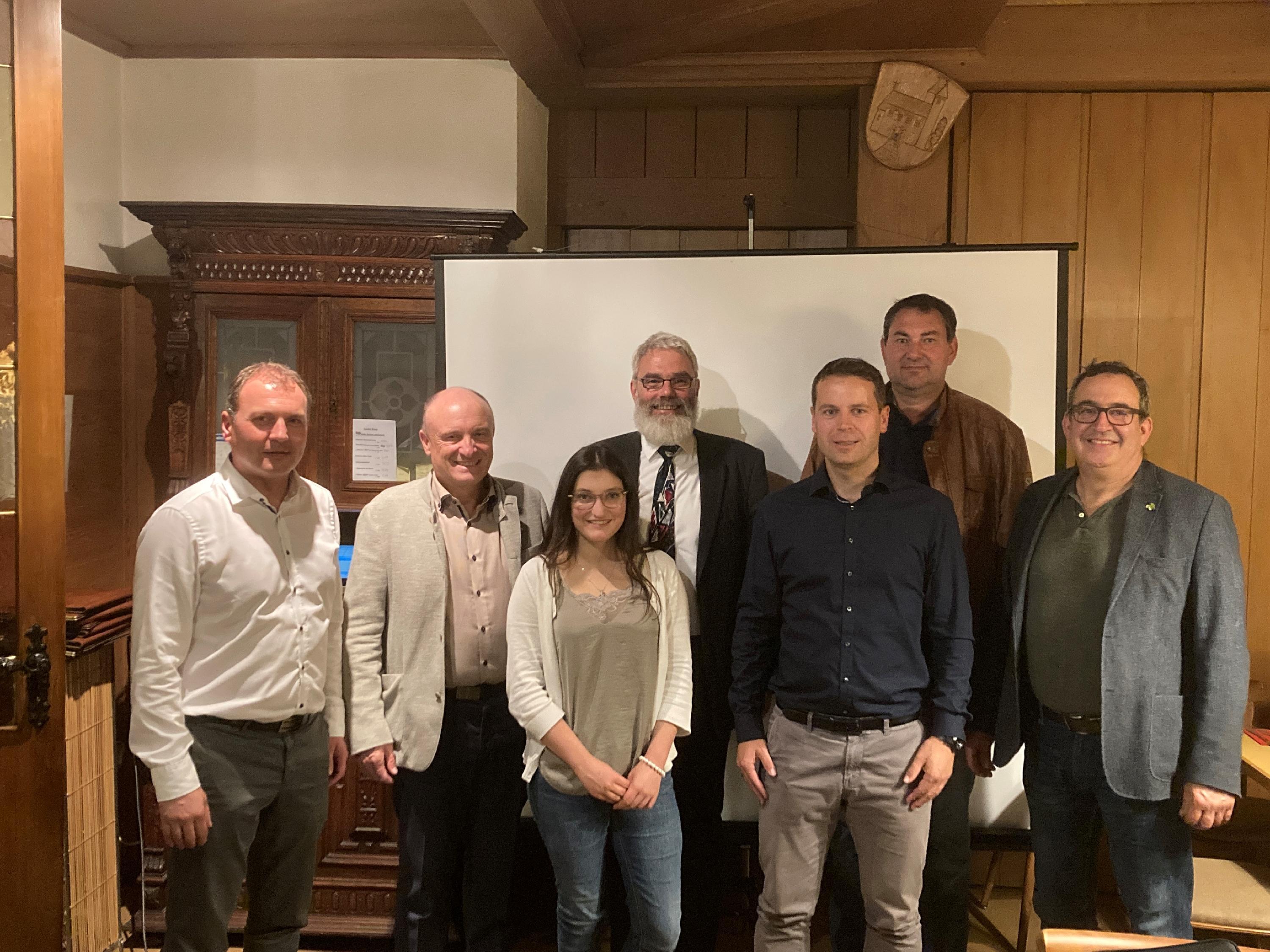 Dunkle Wolken am Spalter Hopfenmarkt: Den bayerischen Pflanzern fehlen ...