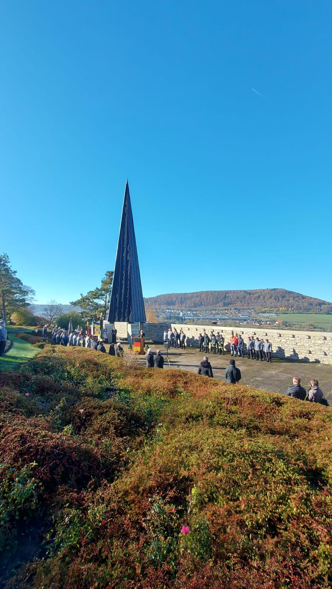 Volkstrauertag in Treuchtlingen: "Es herrscht Krieg in Europa"