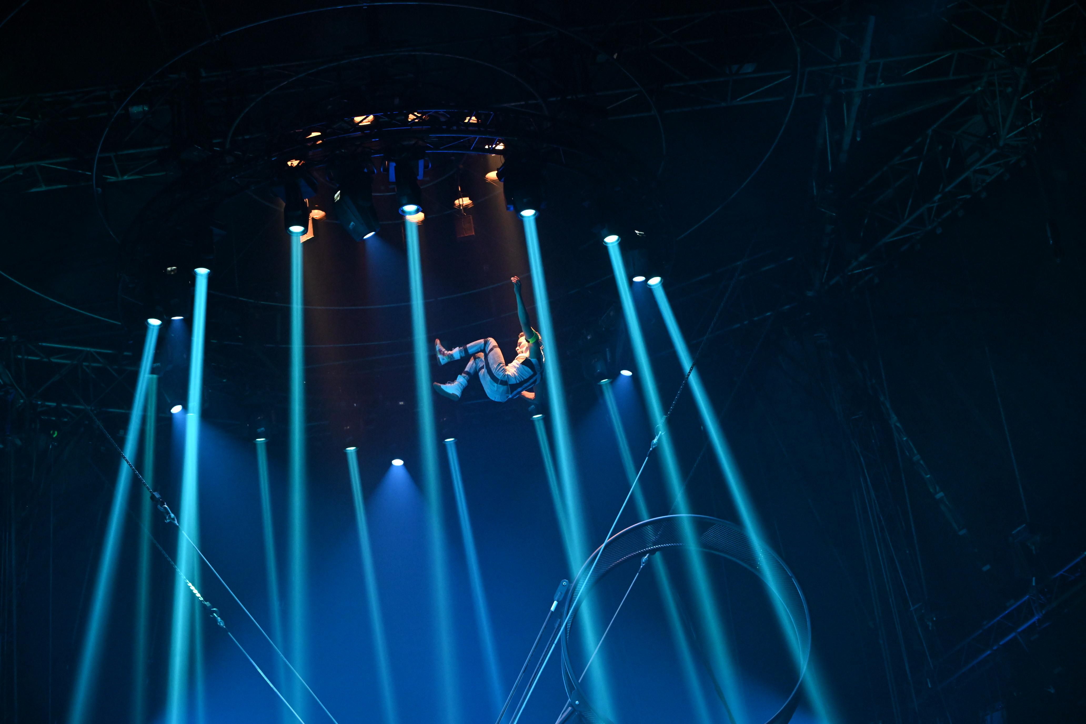 Verlosung: Premierenkarten für die beliebte X-Mas-Show von Flic Flac