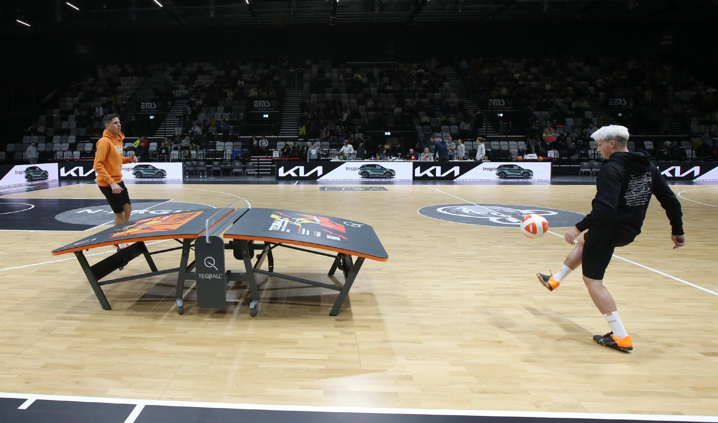 Turnier in der Kia Metropol Arena: Die Teqball-WM in Nürnberg