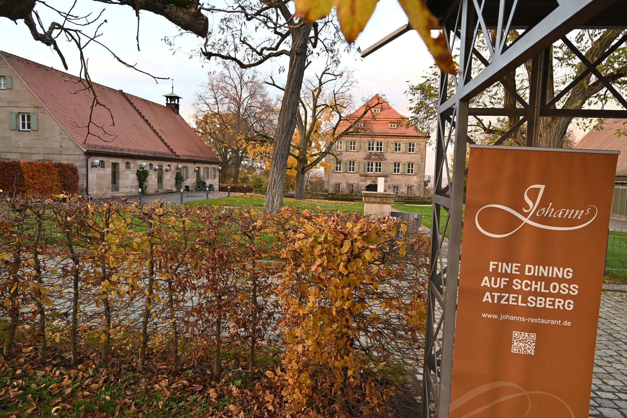 Das Restaurant Johanns lockt mit Fine Dining ins idyllische Schloss ...