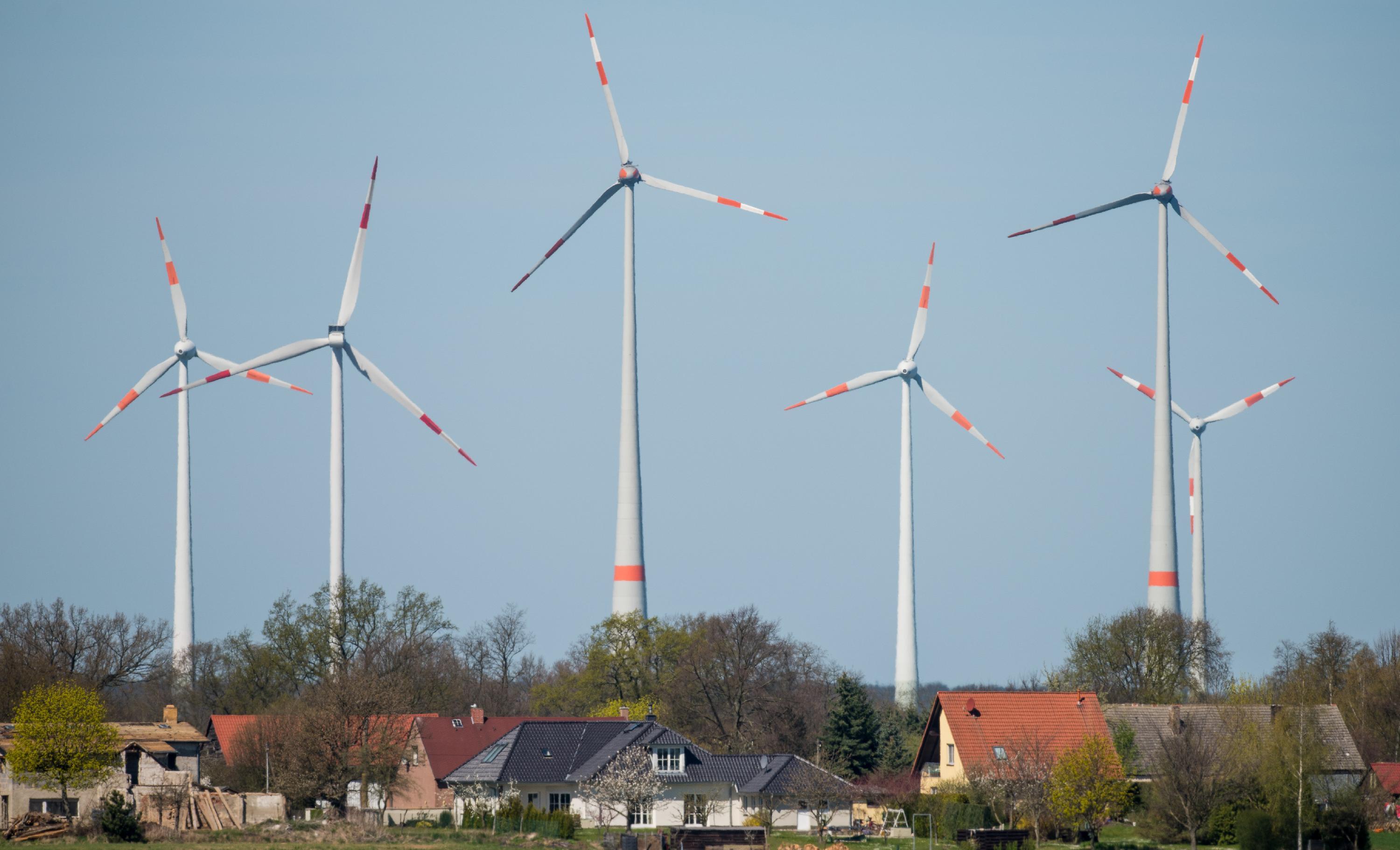Nur noch 700 Meter bis zum nächsten Windrad: Das kommt jetzt auf die ...