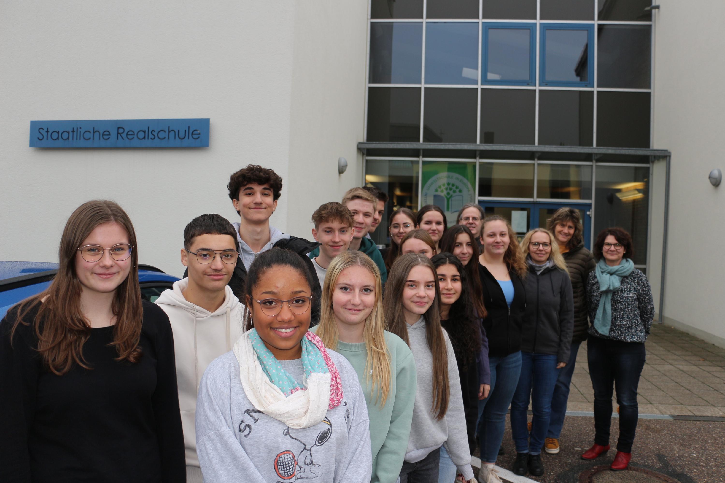 Realschule will enger mit Betrieben kooperieren | Nordbayern