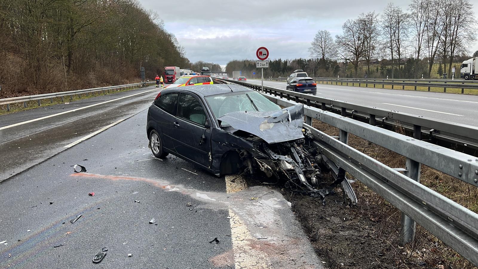 Massenkarambolage nahe Regensburg: 36-Jähriger wird aus Auto ...
