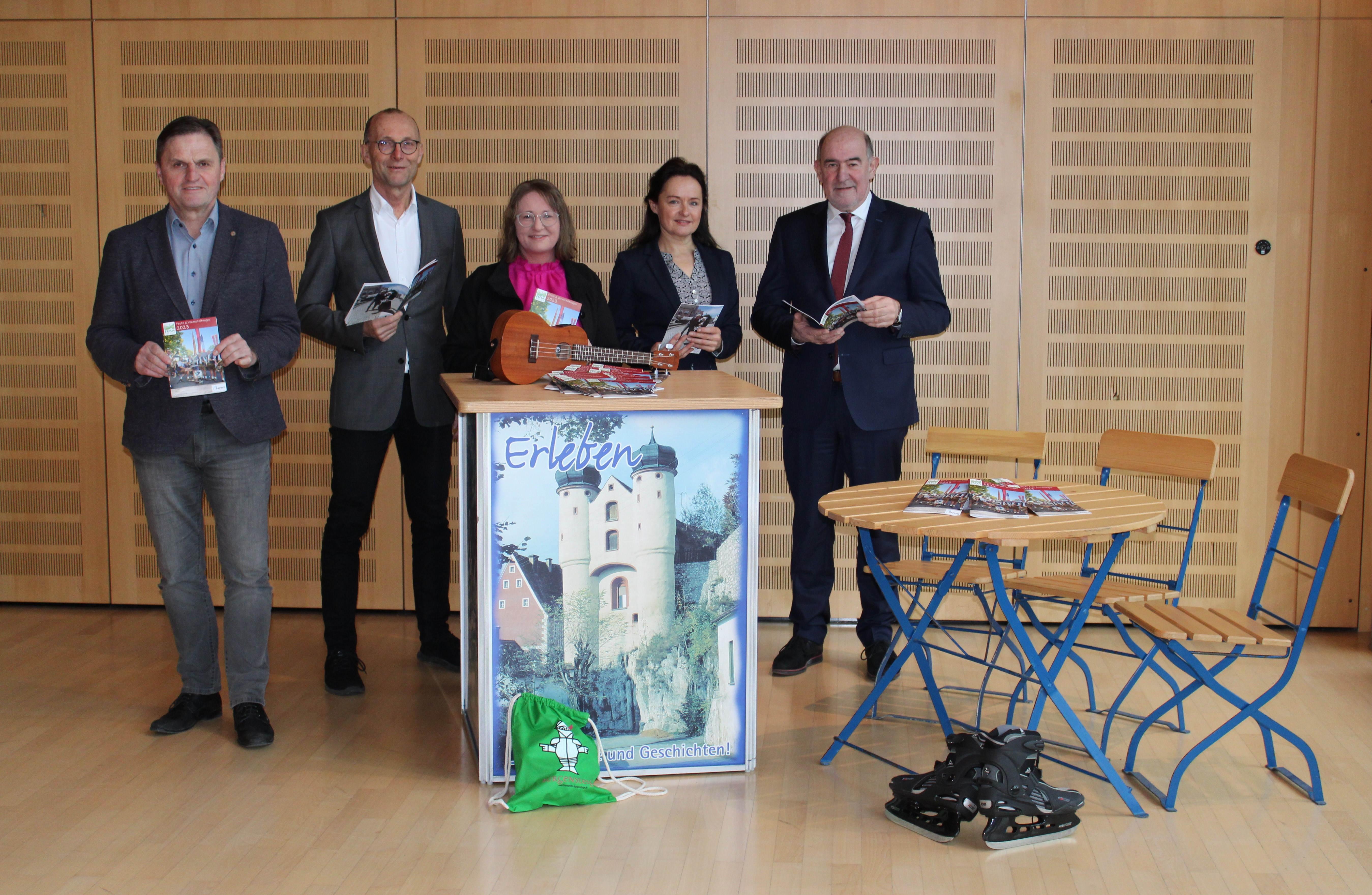 Wer hat Kirwa, Markt, Festspiele? Im Veranstaltungskalender des ...