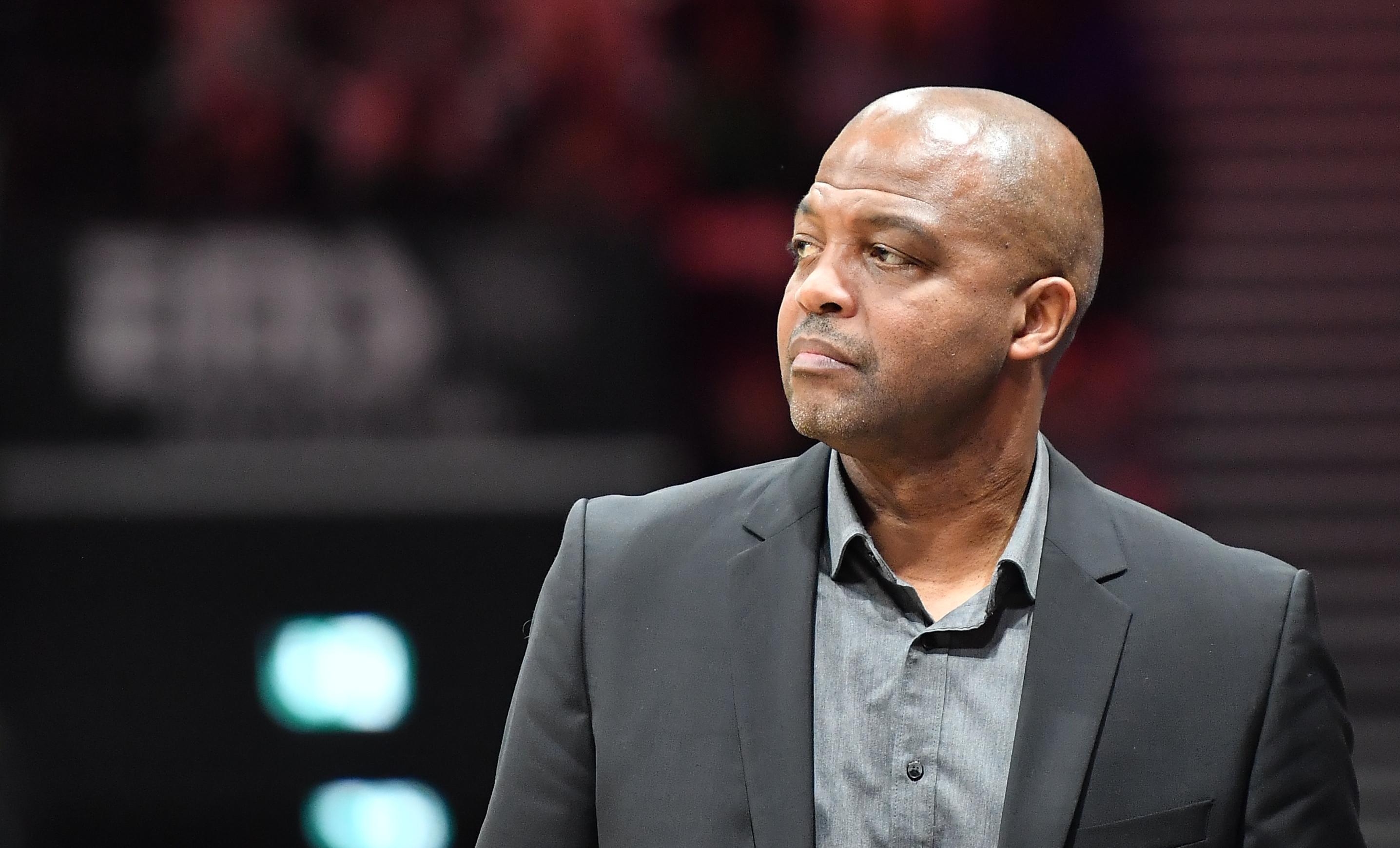 Bei den Eisbären Bremerhaven geben Nürnbergs Basketballer den Sieg aus ...