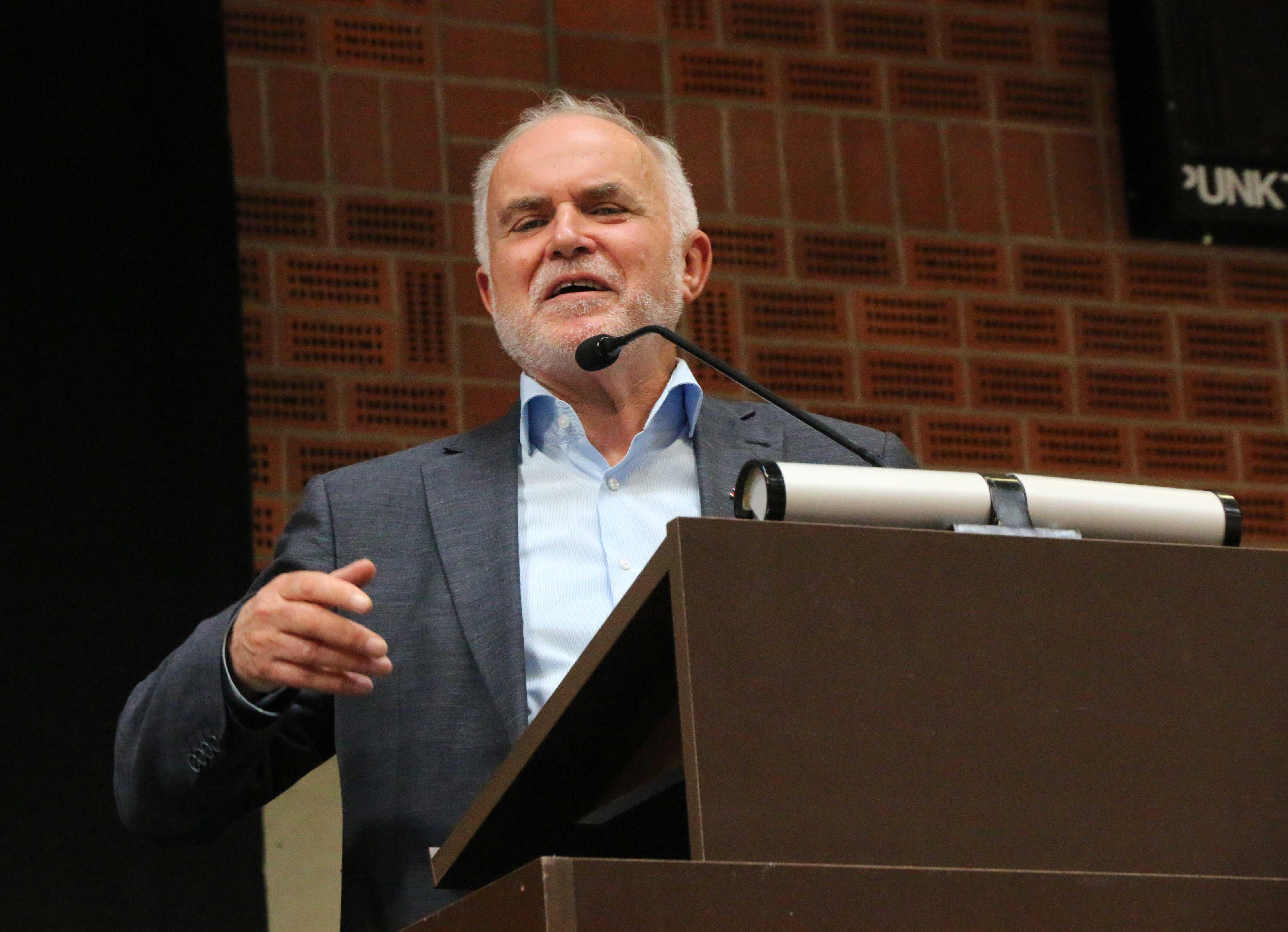 Wahlausgang offen: Darum könnte der Kampf um das Rother Landratsamt ein ...