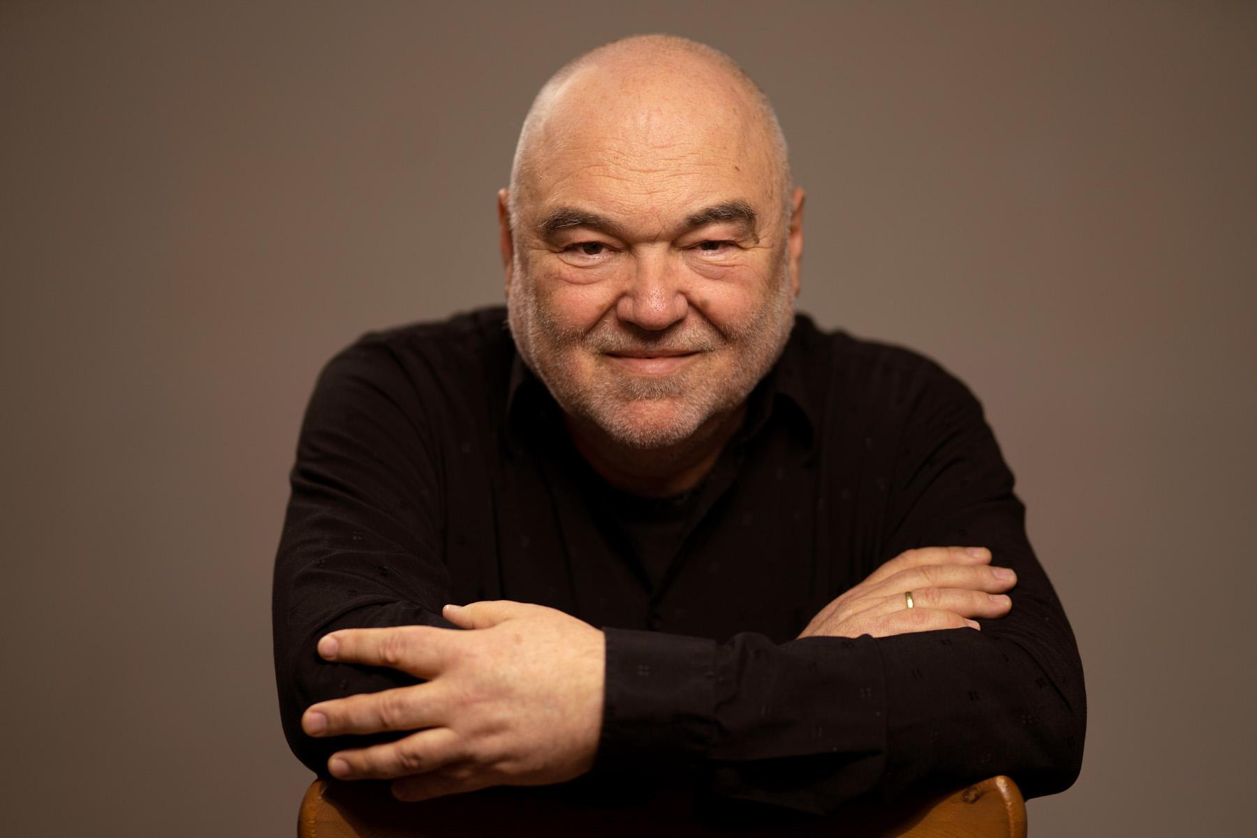 Frankens Prophet kommt: Liedermacher Wolfgang Buck spielt in Mörsach