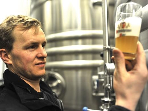 "Sowas habe ich noch nicht erlebt": Warum das Wettelsheimer Bier bald teurer wird