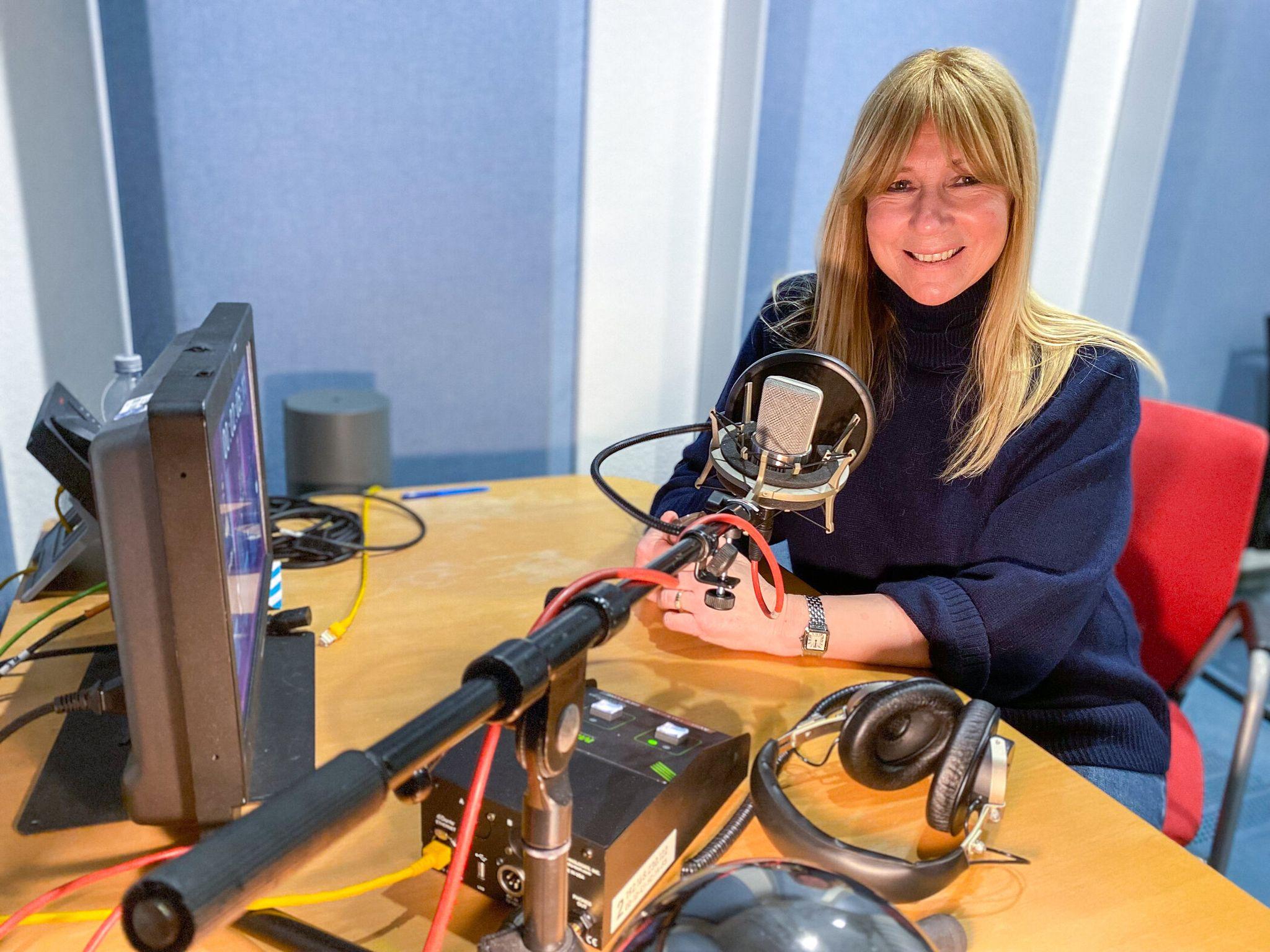 "Herzblatt"-Stimme Susi Müller verkuppelt gerne